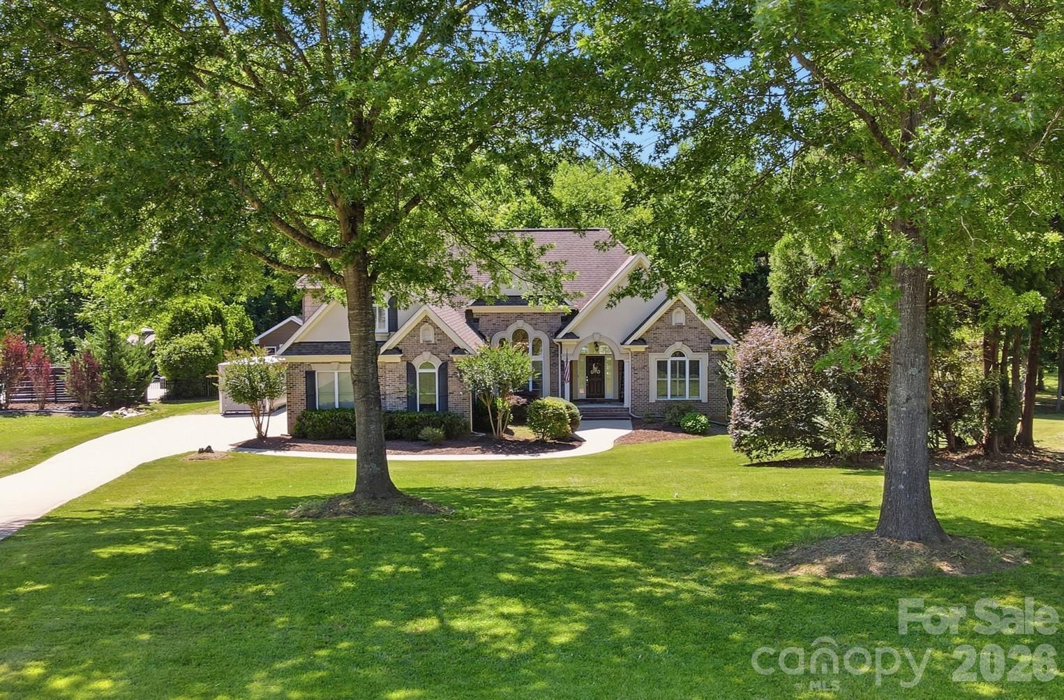 2066 Applebrook Drive, Wesley Chapel, NC - photo 1 of 46