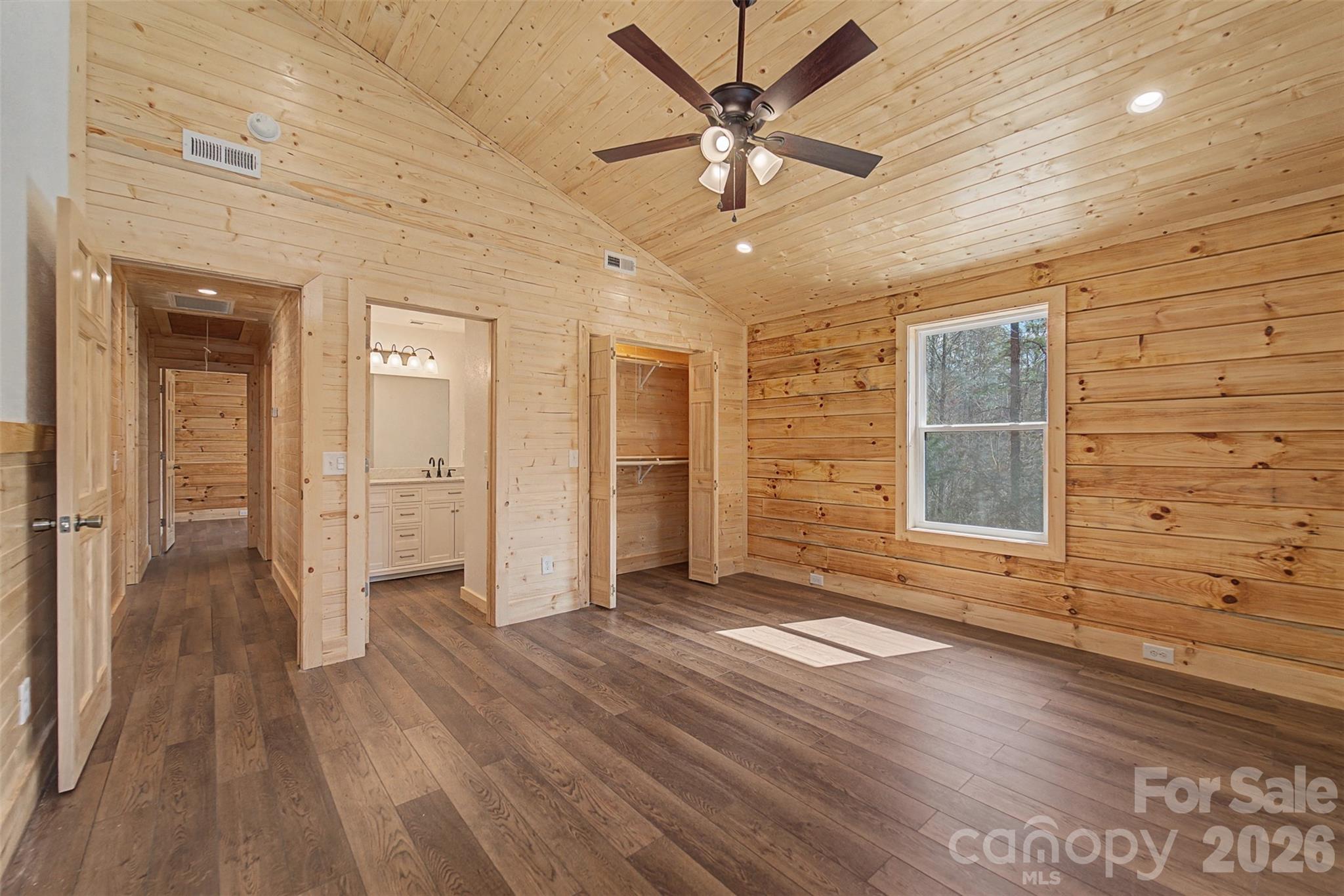 677 Ridgetop Circle, Whittier, NC - photo 23 of 49