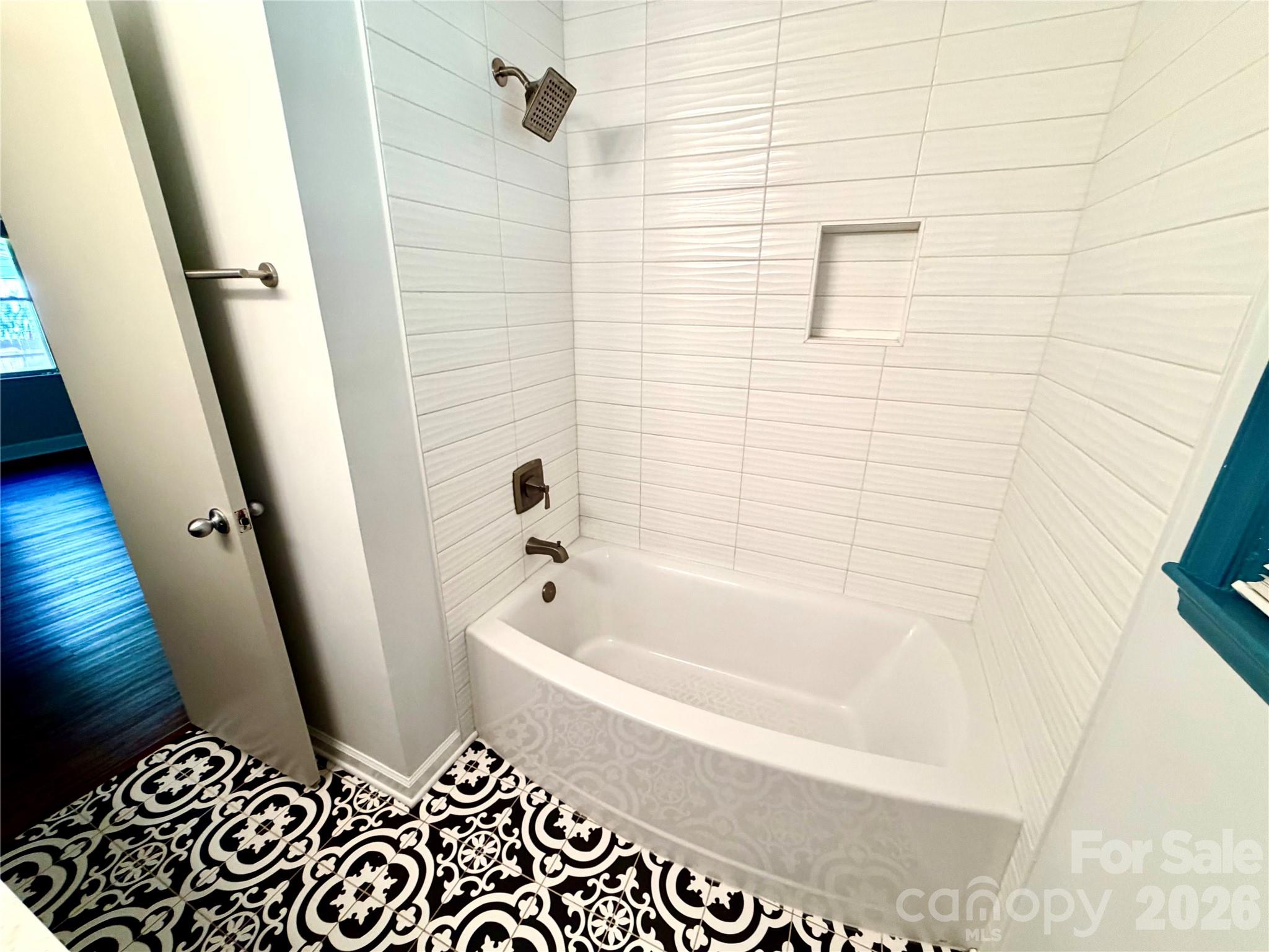 Photo 23 of 1511 Briarfield Drive, Charlotte, NC