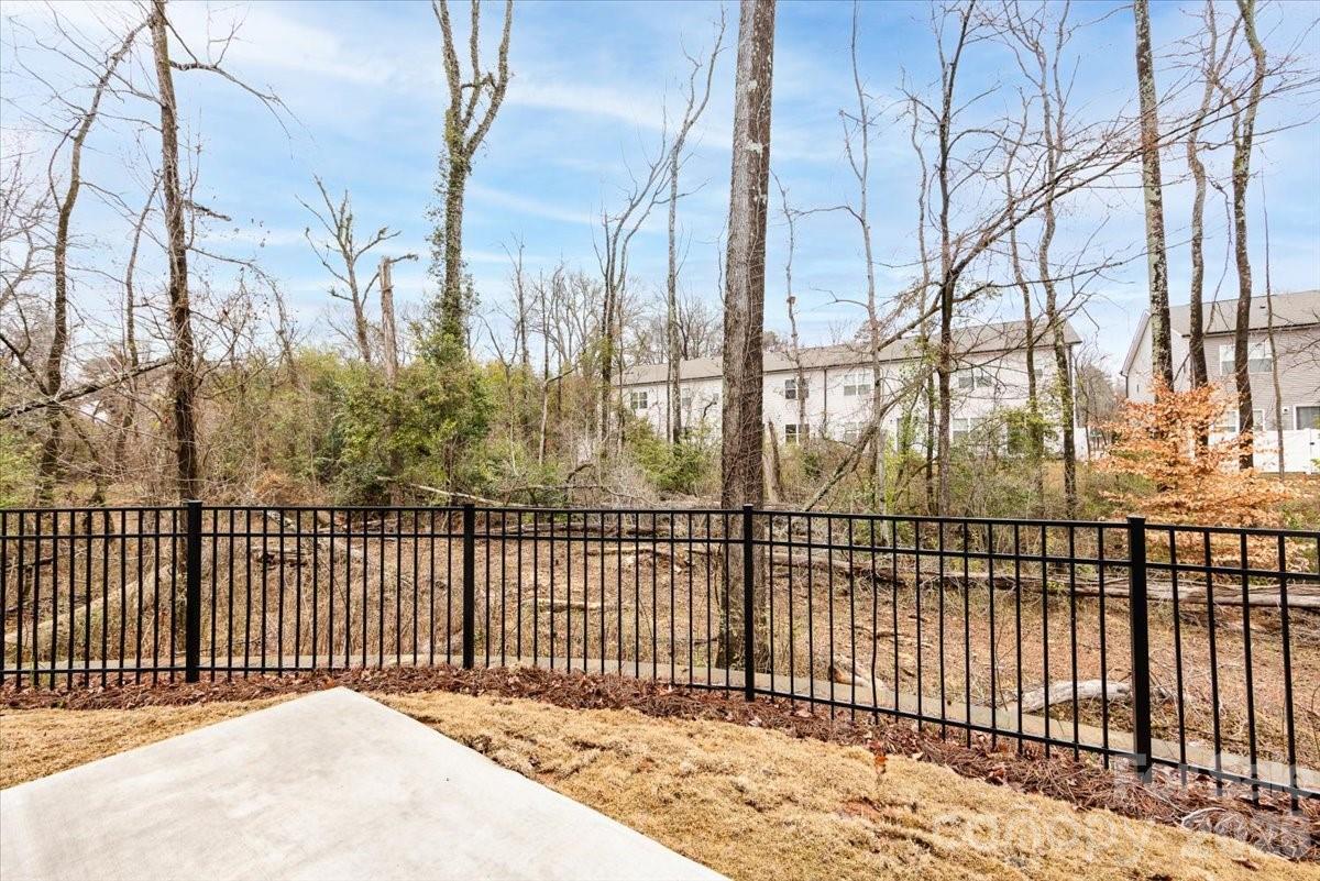 Photo 24 of 6001 Longar Lane, Charlotte, NC