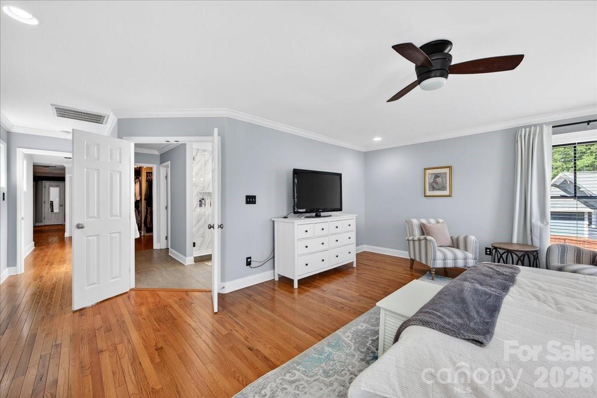 Photo 14 of 1529 E Worthington Avenue, Charlotte, NC
