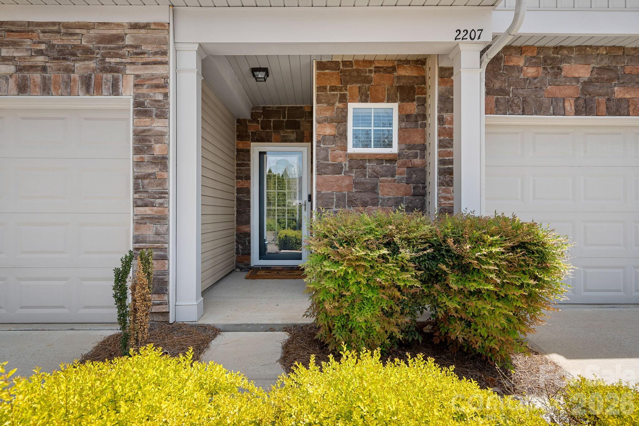 Photo 2 of 2207 Whitford Lane, Charlotte, NC