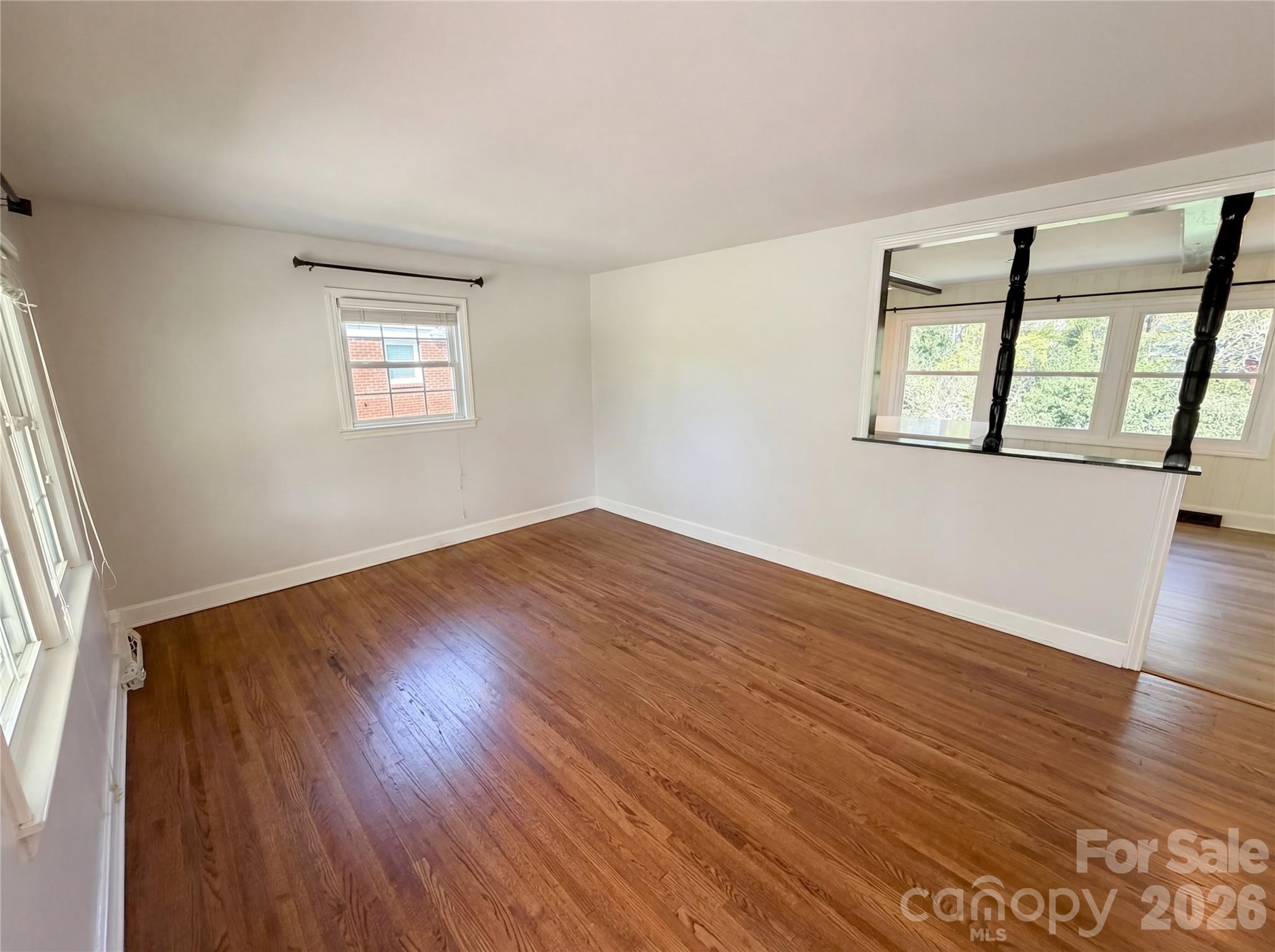 6621 Starcrest Drive, Charlotte, NC - photo 8 of 24