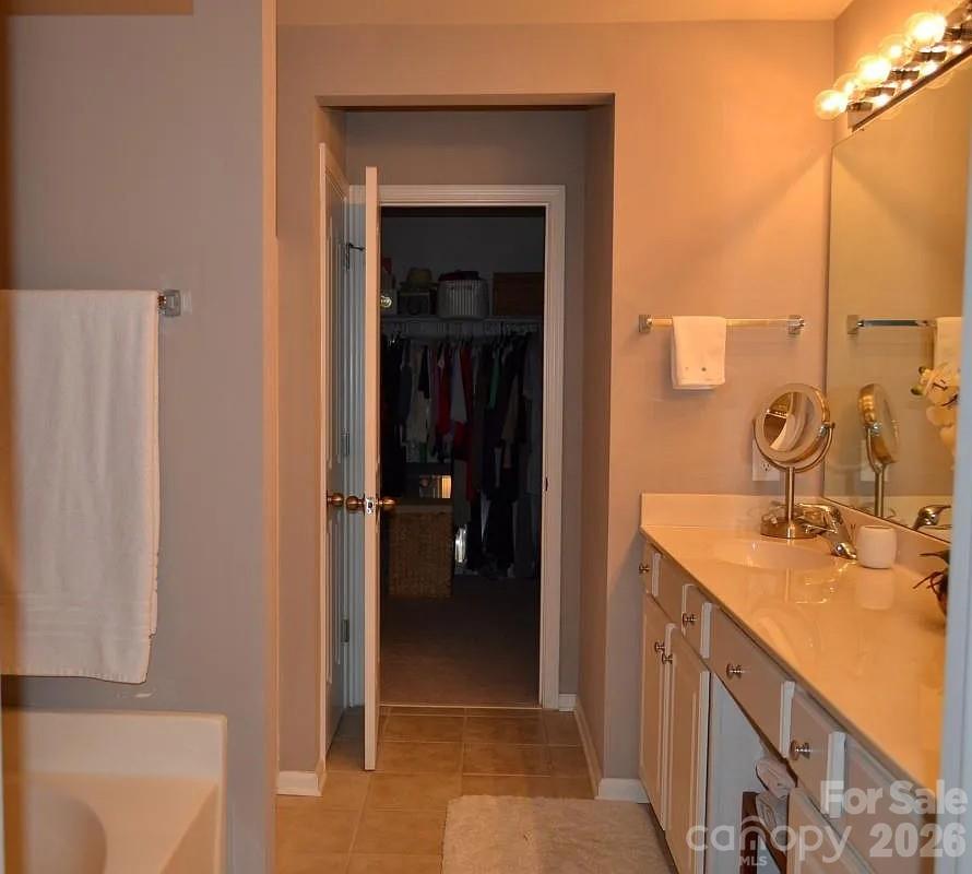 Photo 9 of 9032 Bishop Crest Lane, Charlotte, NC