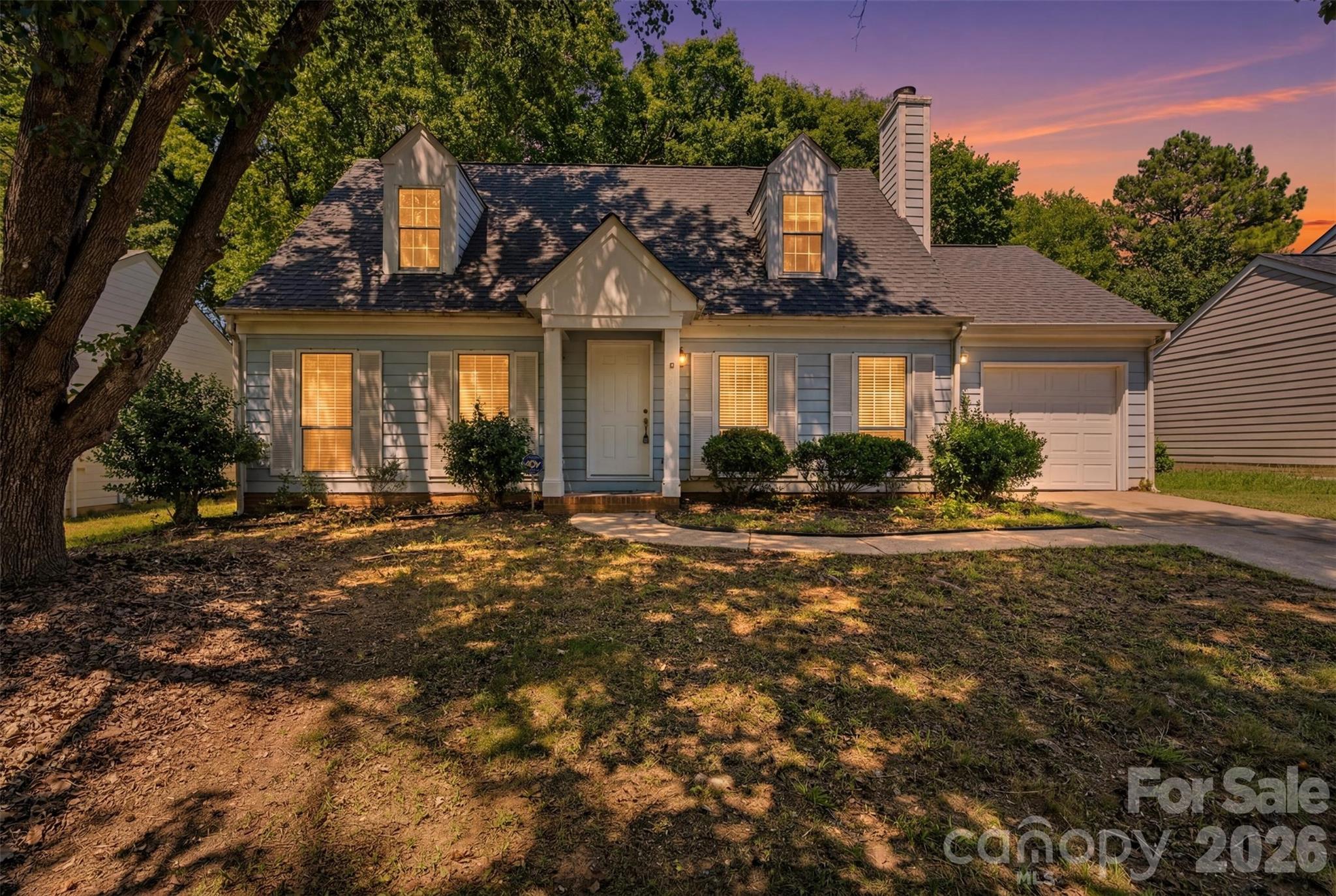 Home for sale at 8345 Houndstooth Drive, Charlotte, NC — photo 2 of 24