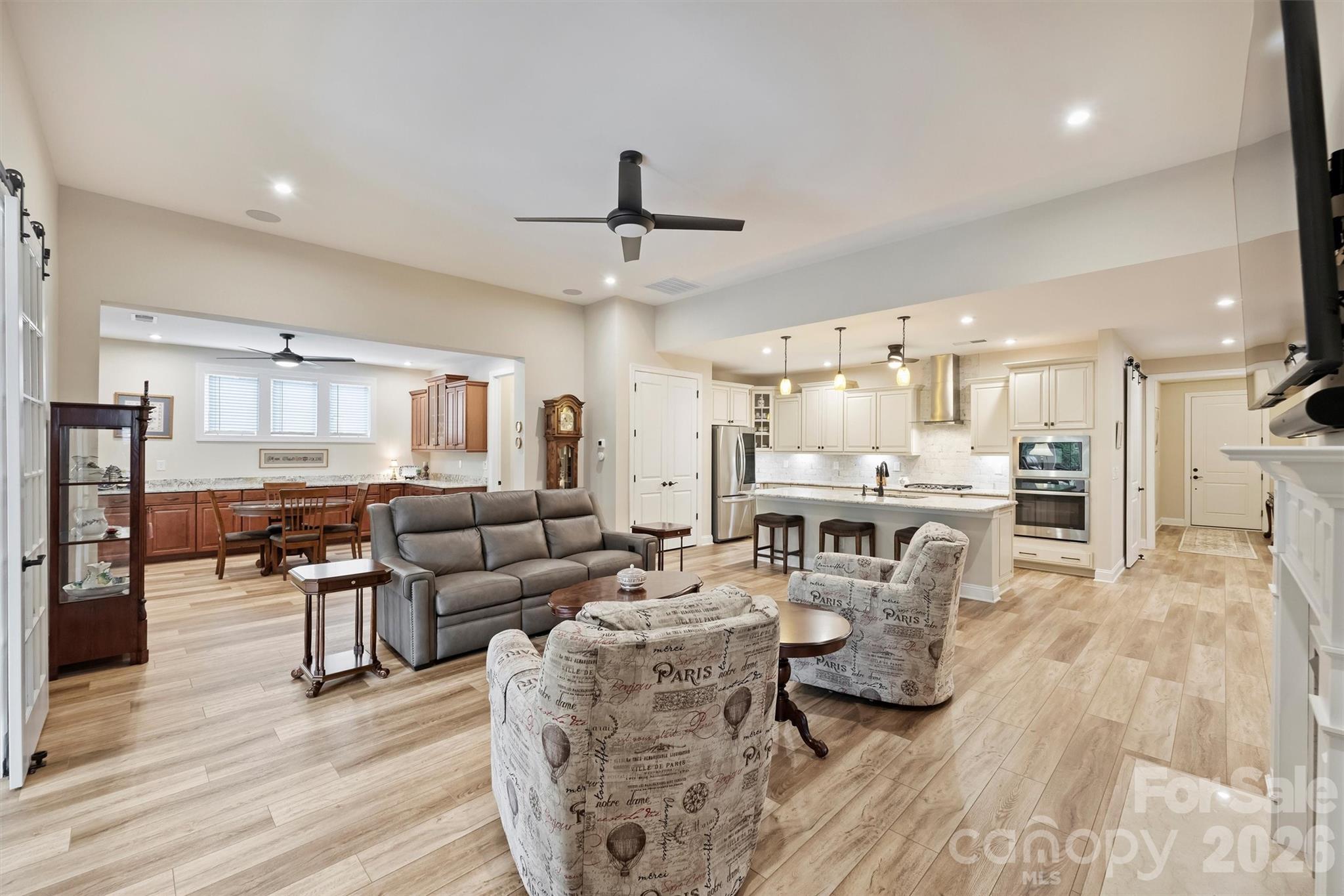 Photo 18 of 9610 Cresswind Boulevard, Charlotte, NC