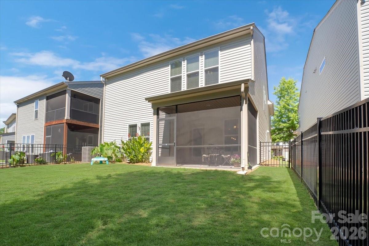 Photo 34 of 5122 Mount Clare Lane, Charlotte, NC