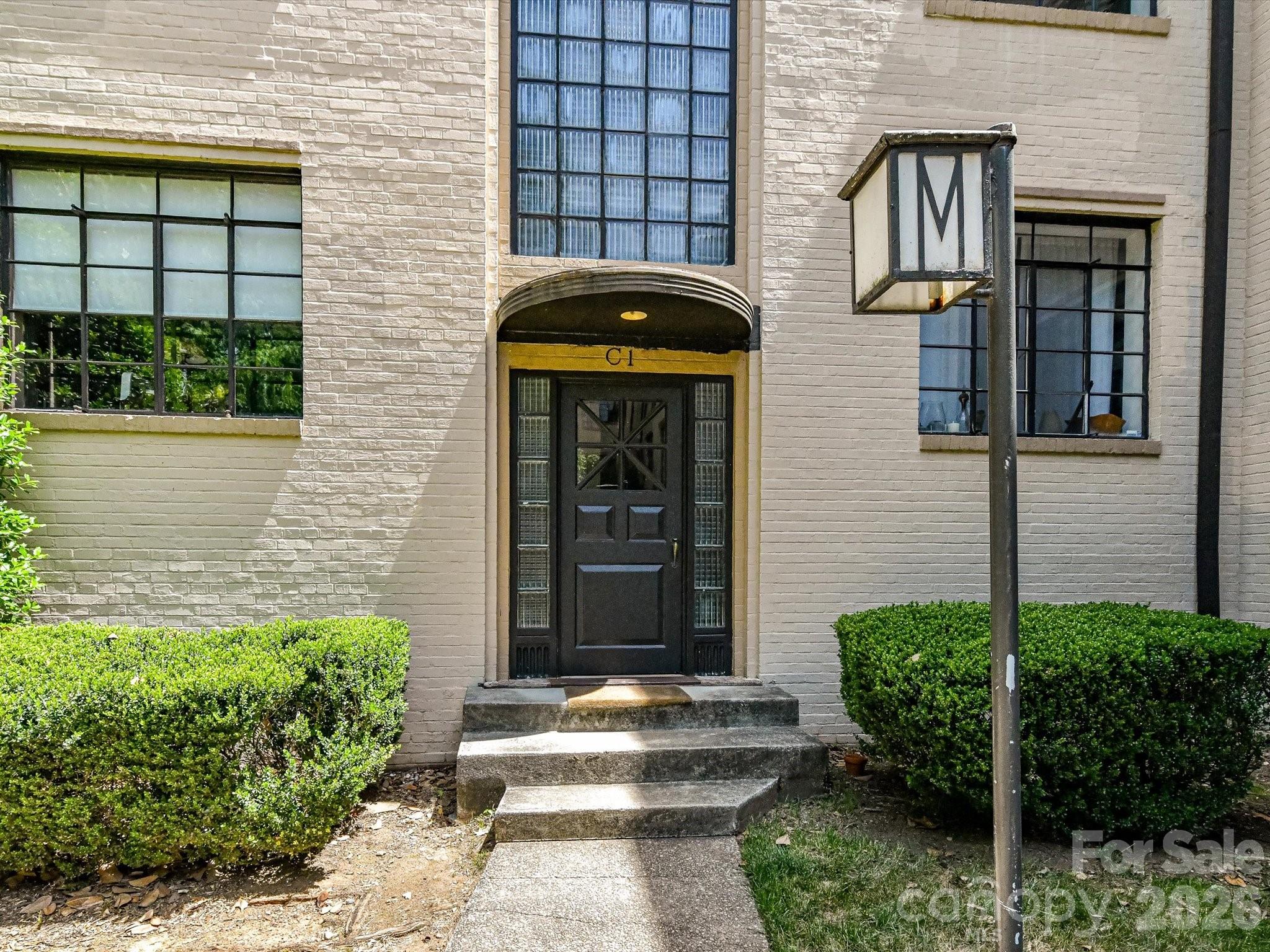 Photo 3 of 1121 Myrtle Avenue47, Charlotte, NC