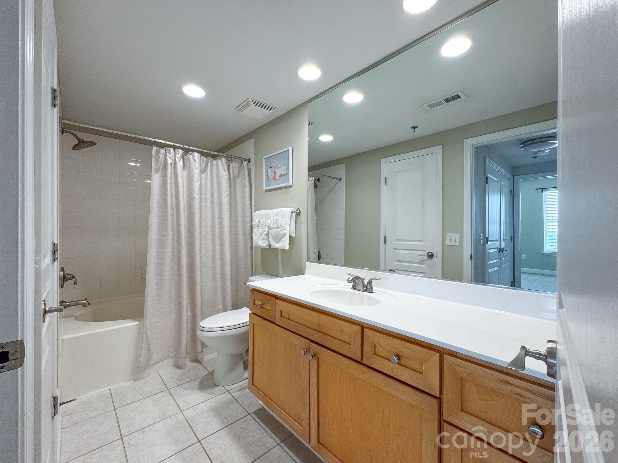 Photo 18 of 1315 East Boulevard814, Charlotte, NC