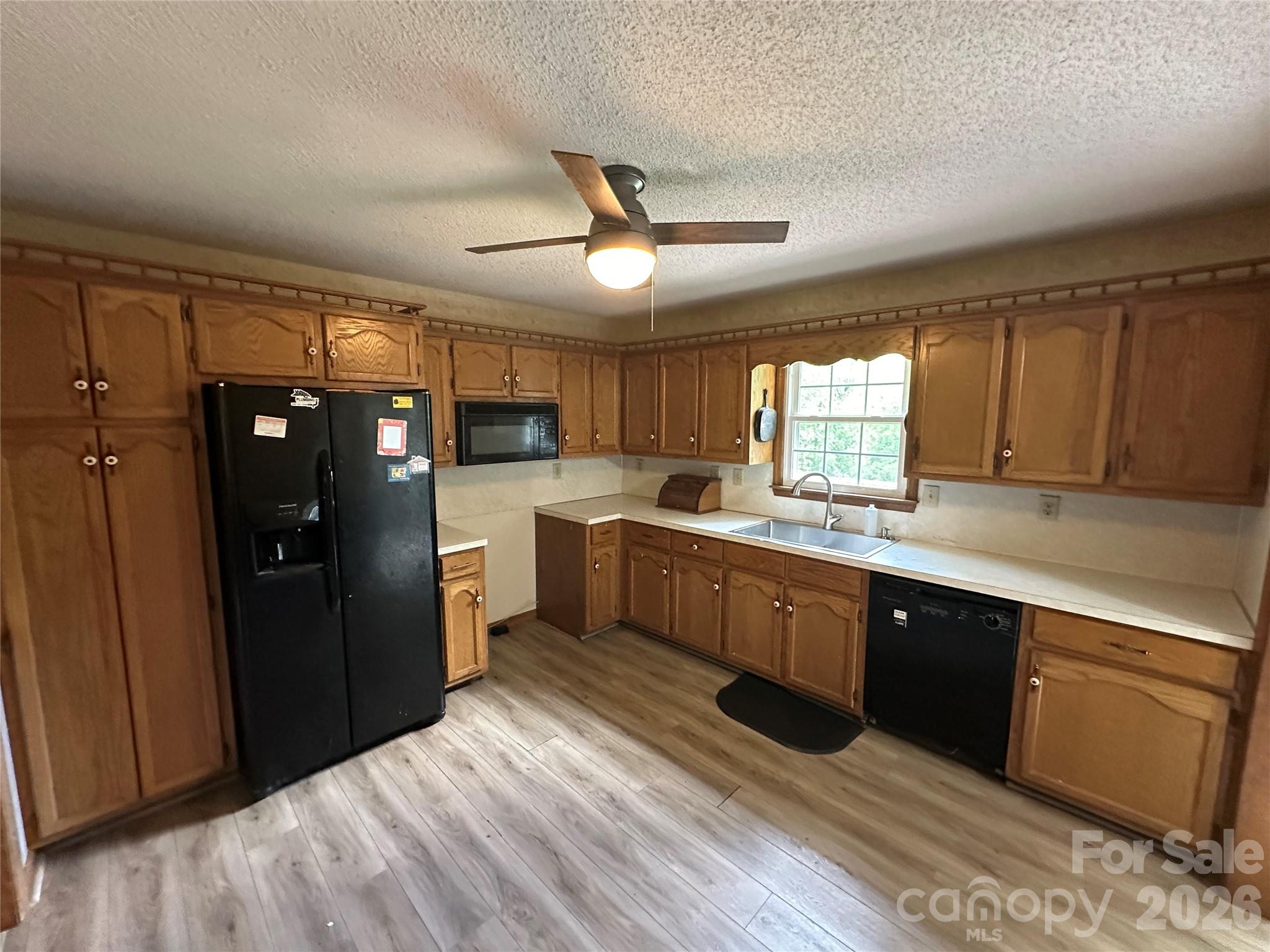 306 New Orleans Boulevard, Morganton, NC - photo 7 of 23