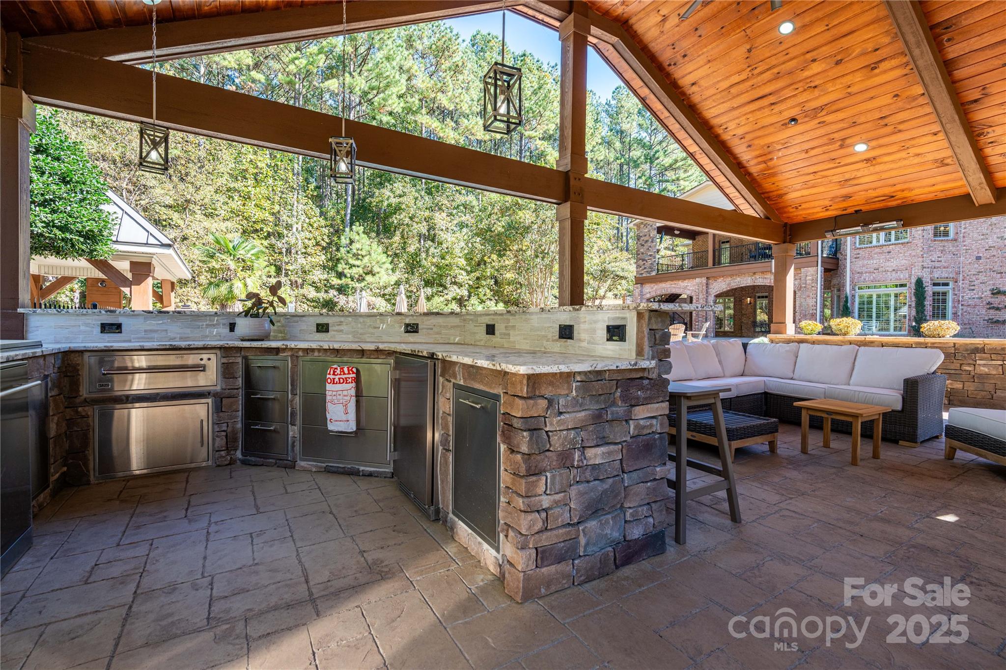 Photo 3 of 1427 Merrimont Avenue, Kings Mountain, NC