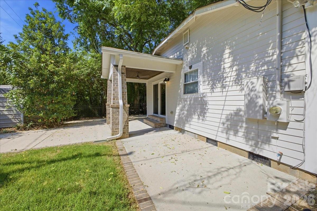 813 Walnut Avenue, Charlotte, NC - photo 37 of 44