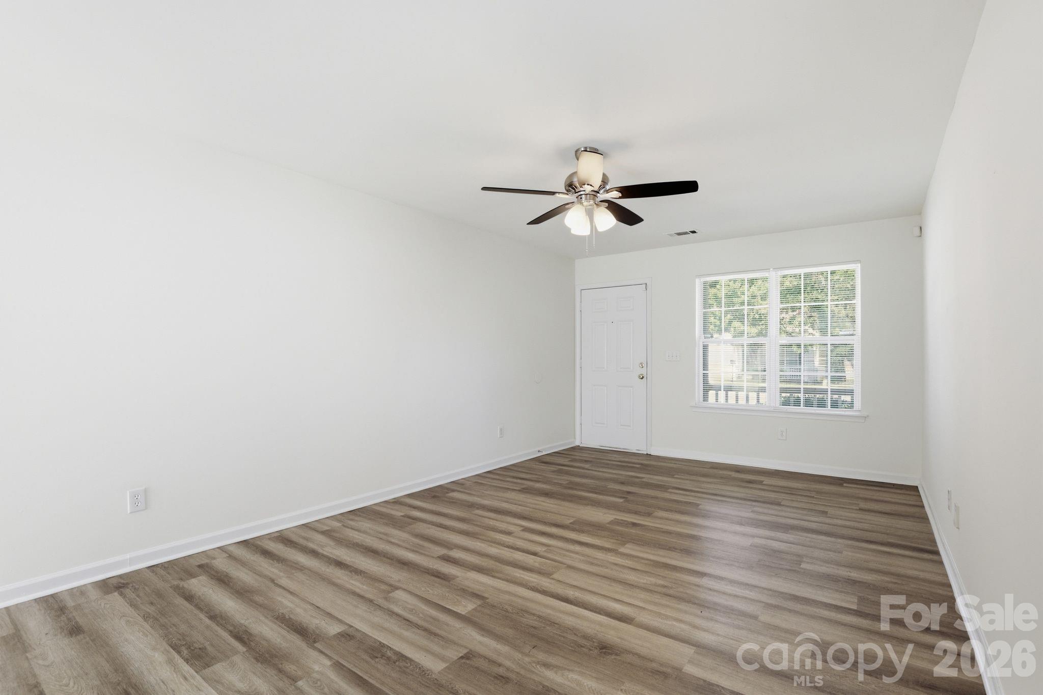 Photo 6 of 5623 Henderson Oaks Drive, Charlotte, NC