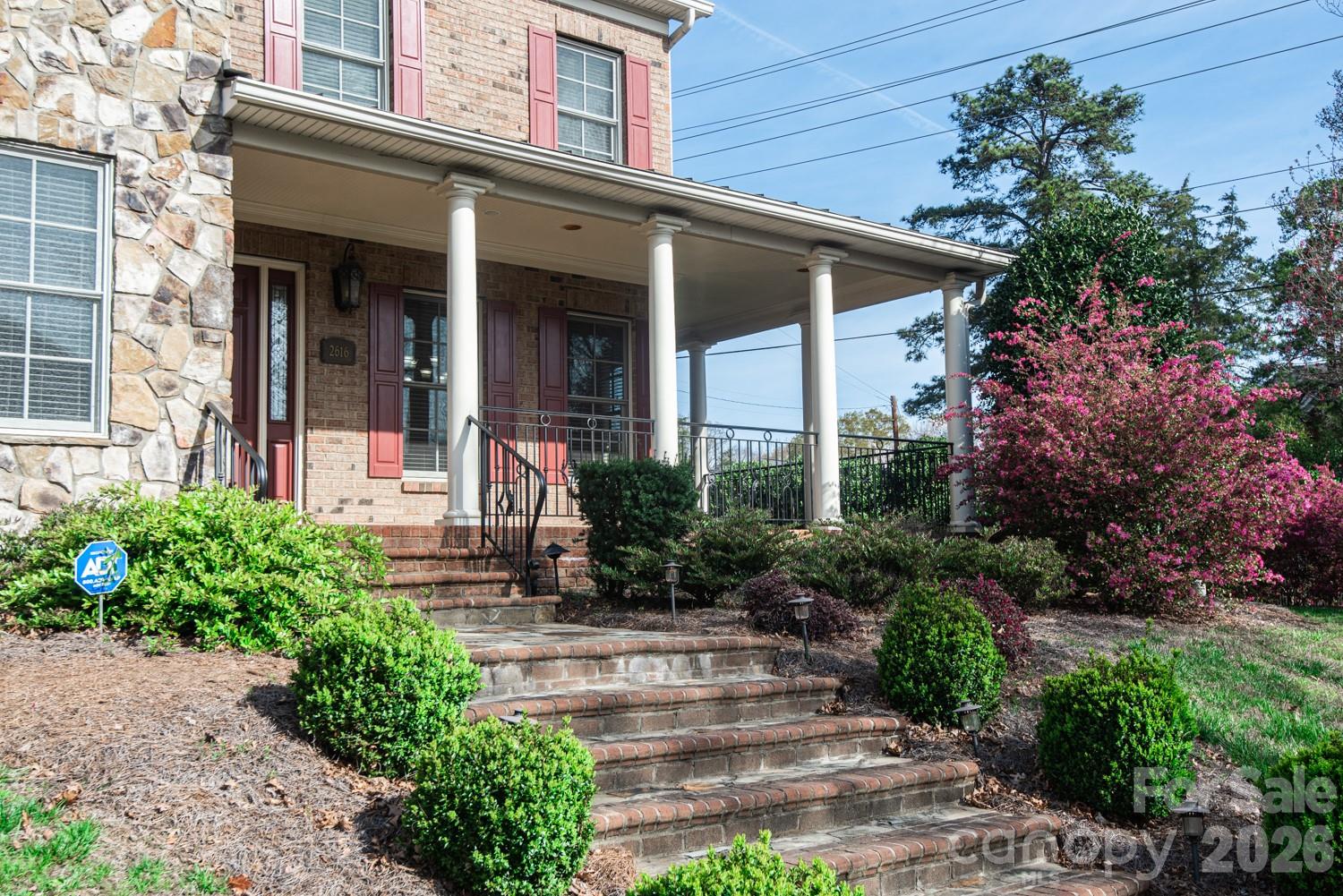 2616 Ladley Court, Charlotte, NC - photo 3 of 36