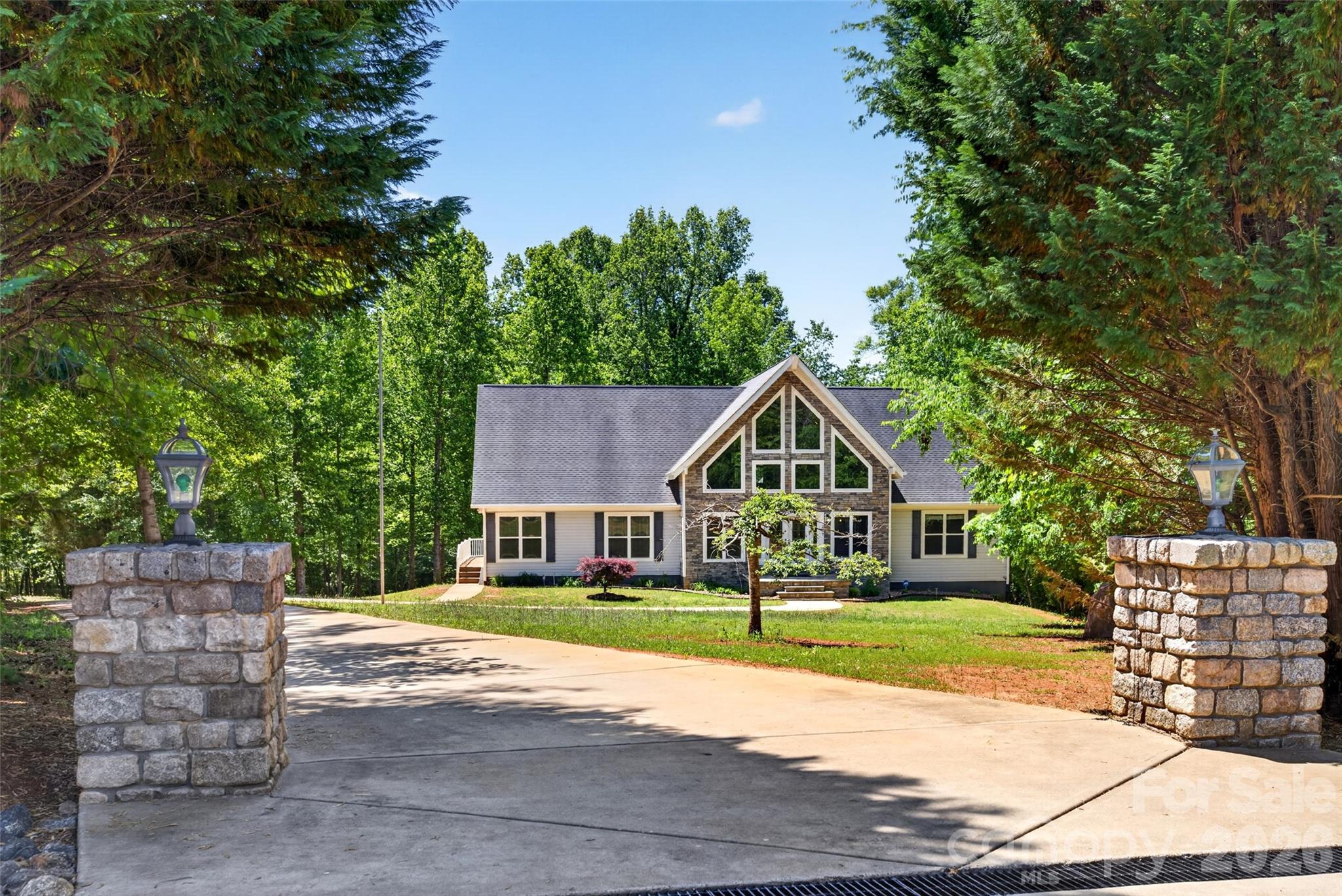 2977 Cabin Creek Drive, Catawba, NC - photo 3 of 46