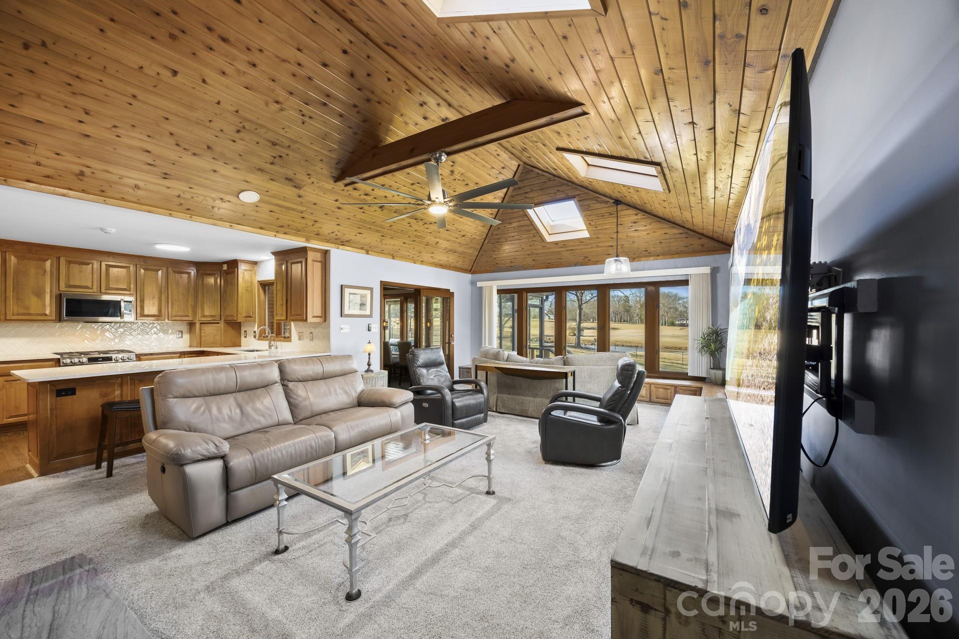 Photo 8 of 1419 Stoneyridge Drive, Charlotte, NC