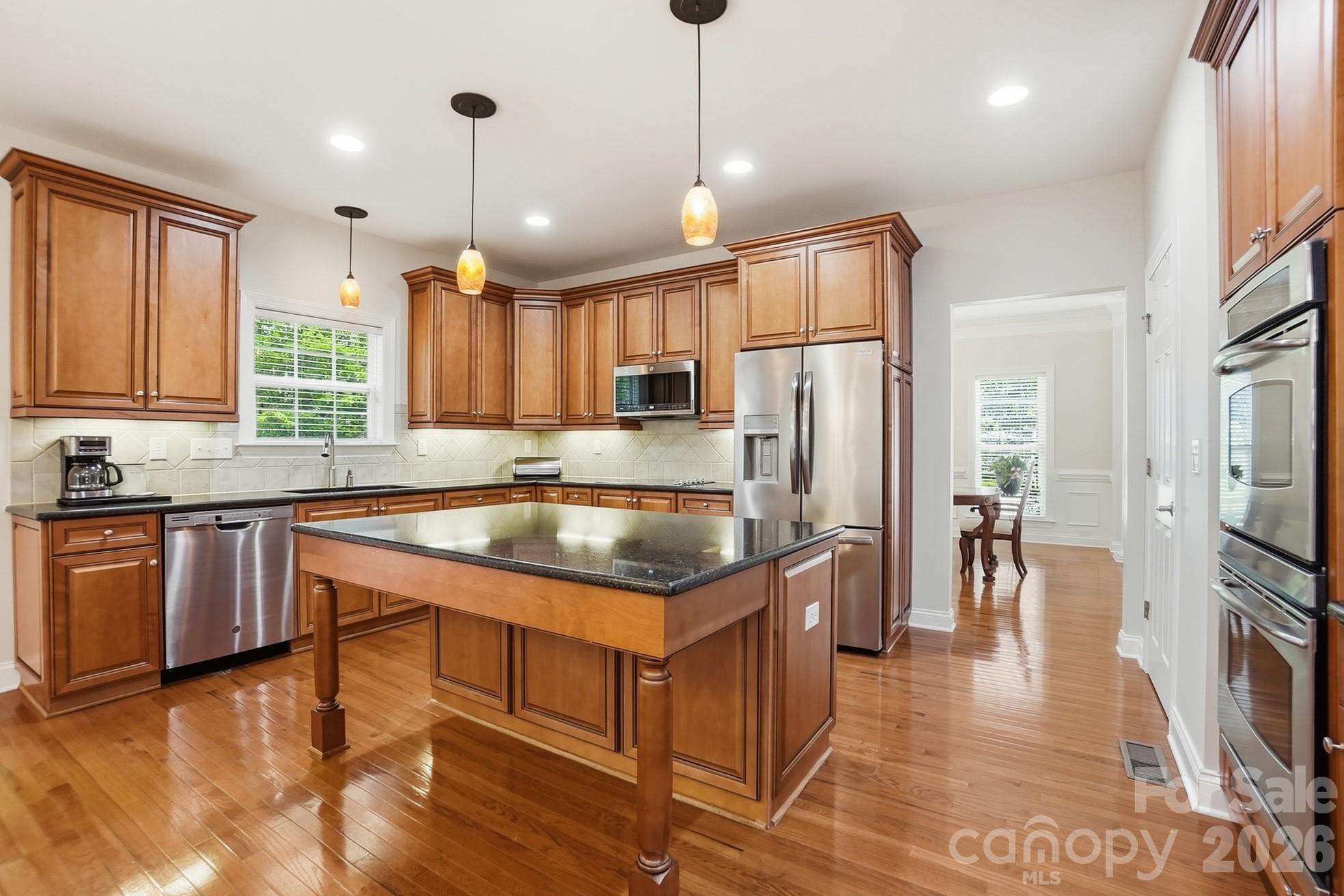 807 Crown Vista Court, Wesley Chapel, NC - photo 7 of 44