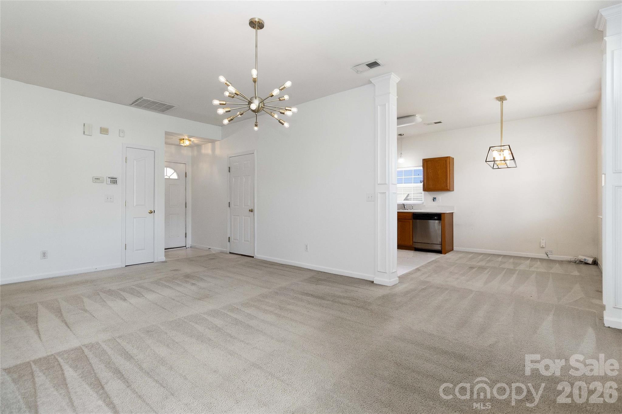 Photo 4 of 740 Aberdeen Glen Place, Charlotte, NC