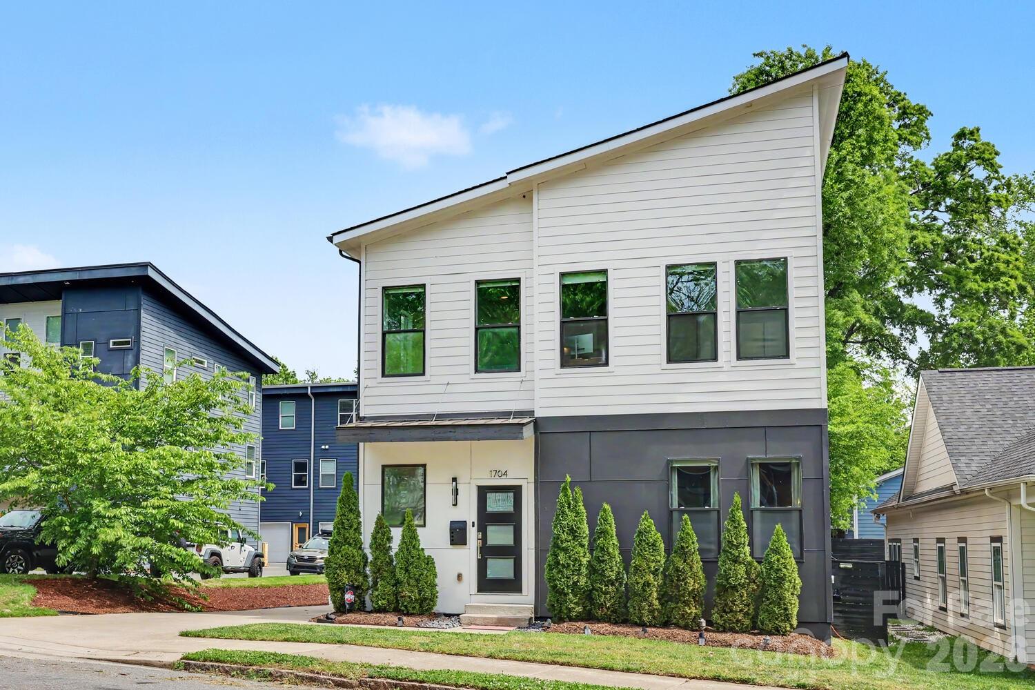 Photo 2 of 1704 Pegram Street, Charlotte, NC