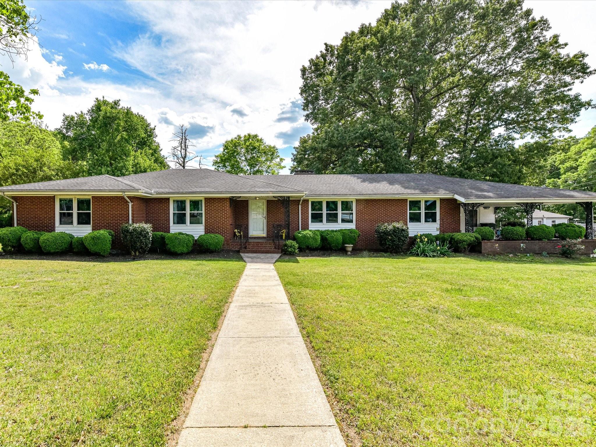 115 Charles Street, Spencer, NC - photo 1 of 49