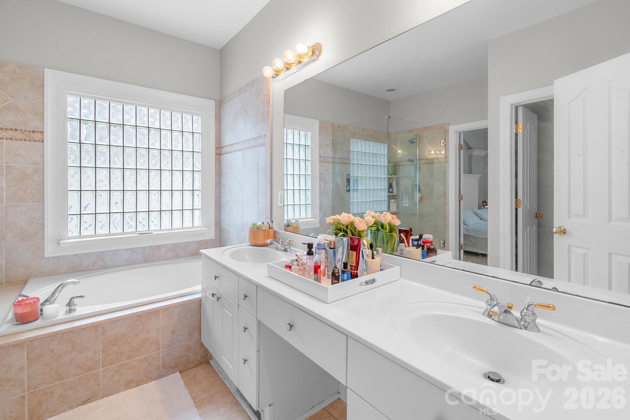 11537 Mcginns Trace Court, Charlotte, NC - photo 18 of 35