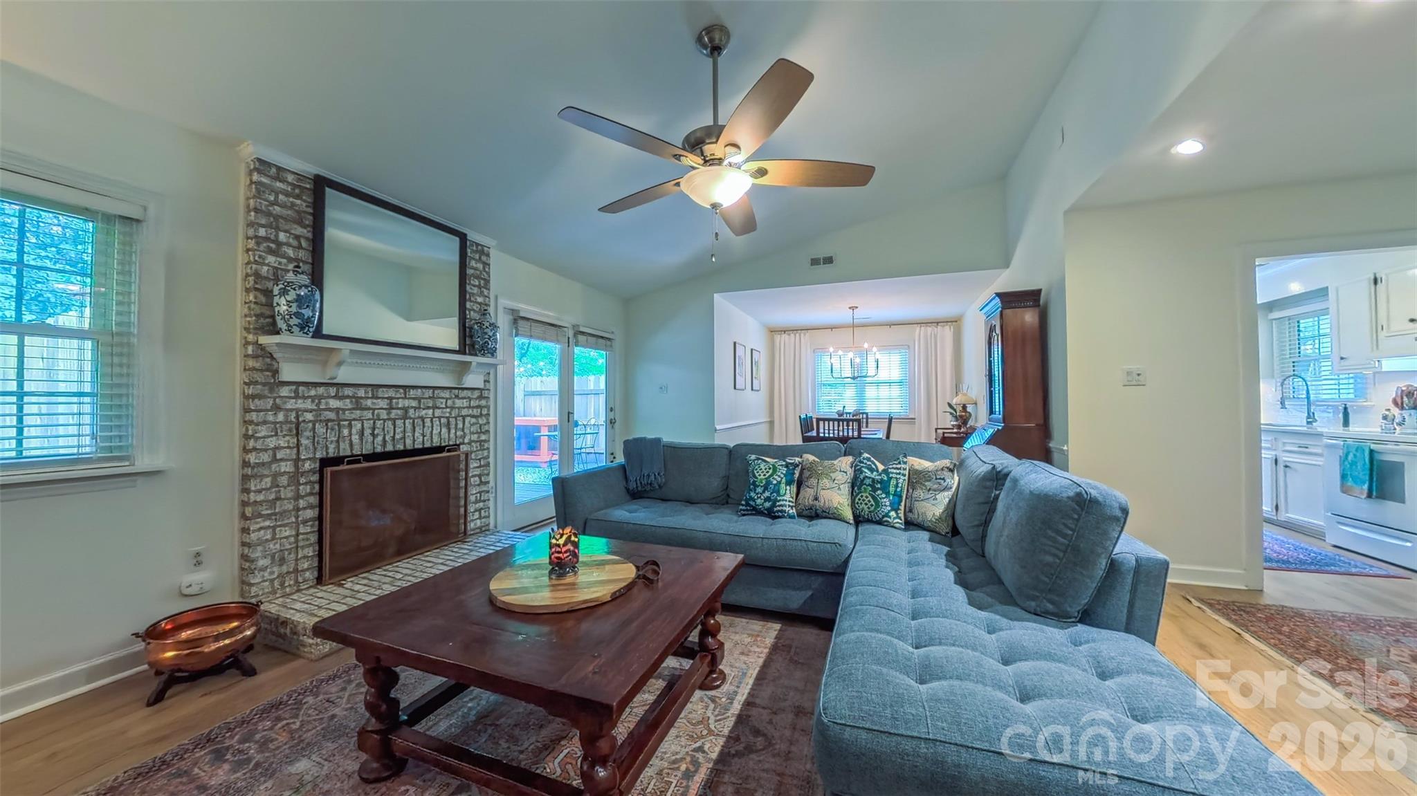 Photo 7 of 2425 Turnberry Lane, Charlotte, NC