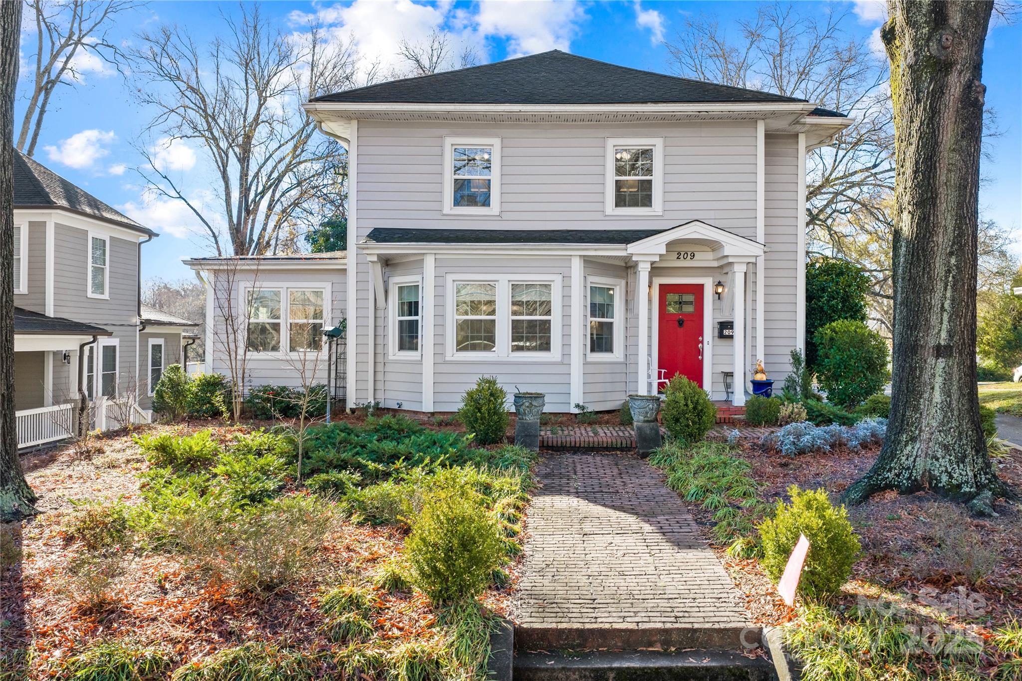 209 W 3rd Avenue, Gastonia, NC - photo 1 of 45
