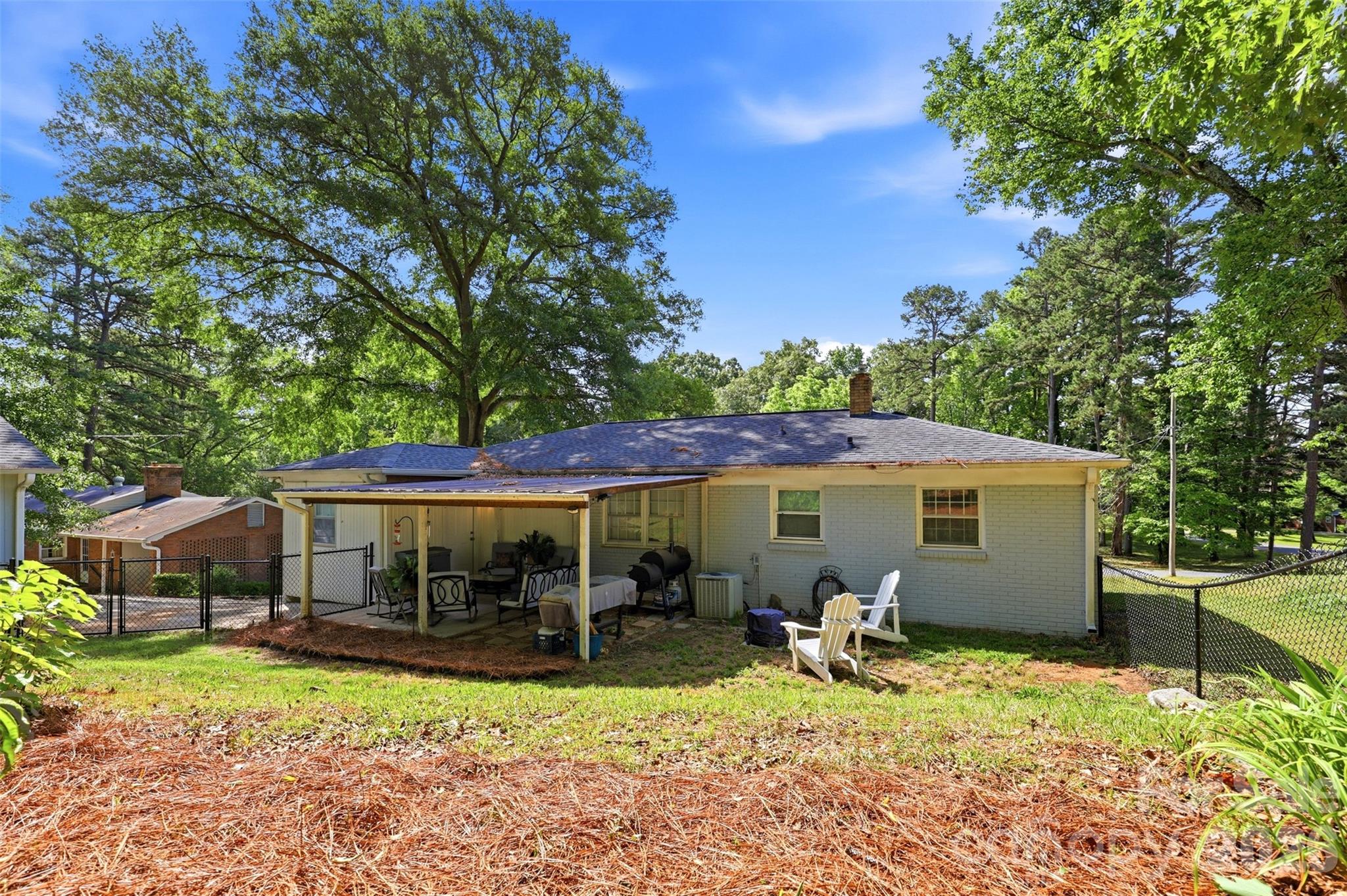 Photo 27 of 6607 Elmwood Circle, Charlotte, NC
