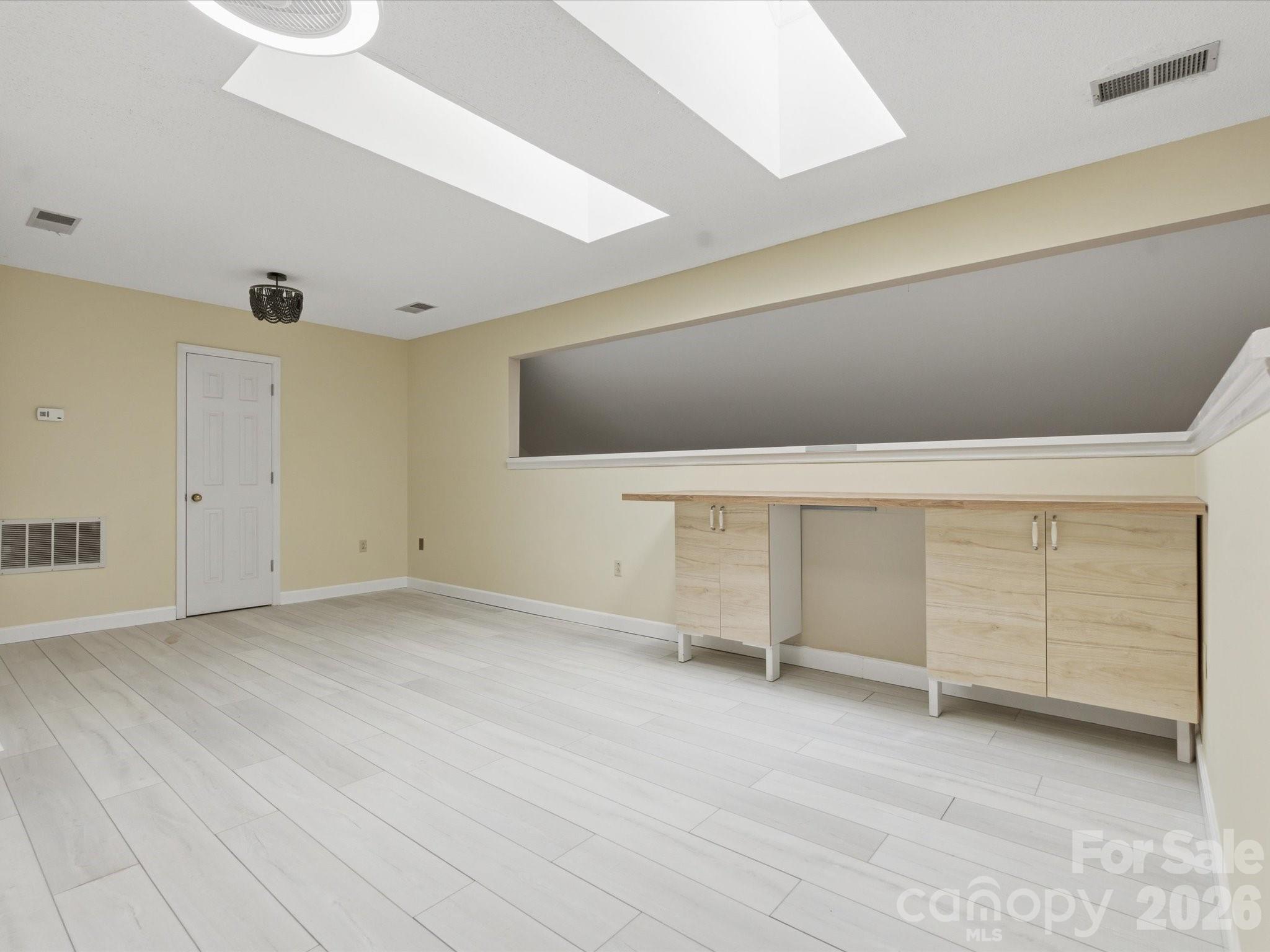 Photo 37 of 9437 Fairmead Drive, Charlotte, NC