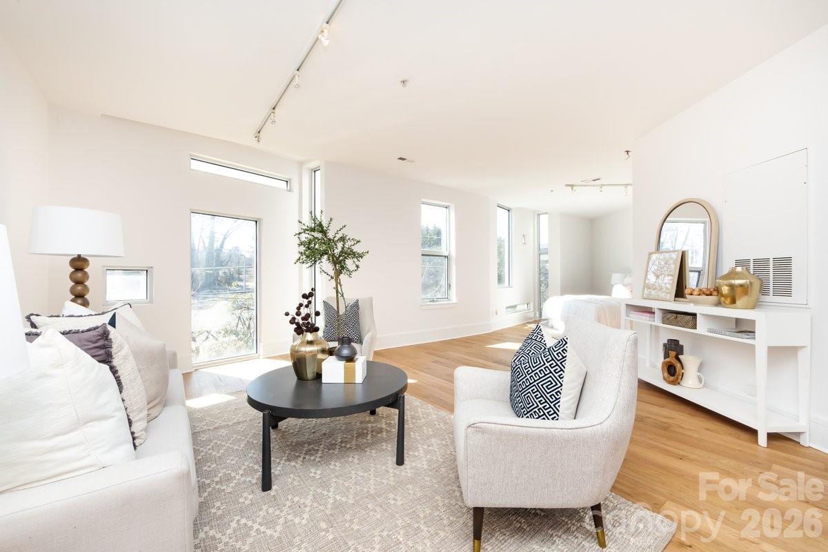 Photo 3 of 1600 Fulton Avenue204, Charlotte, NC
