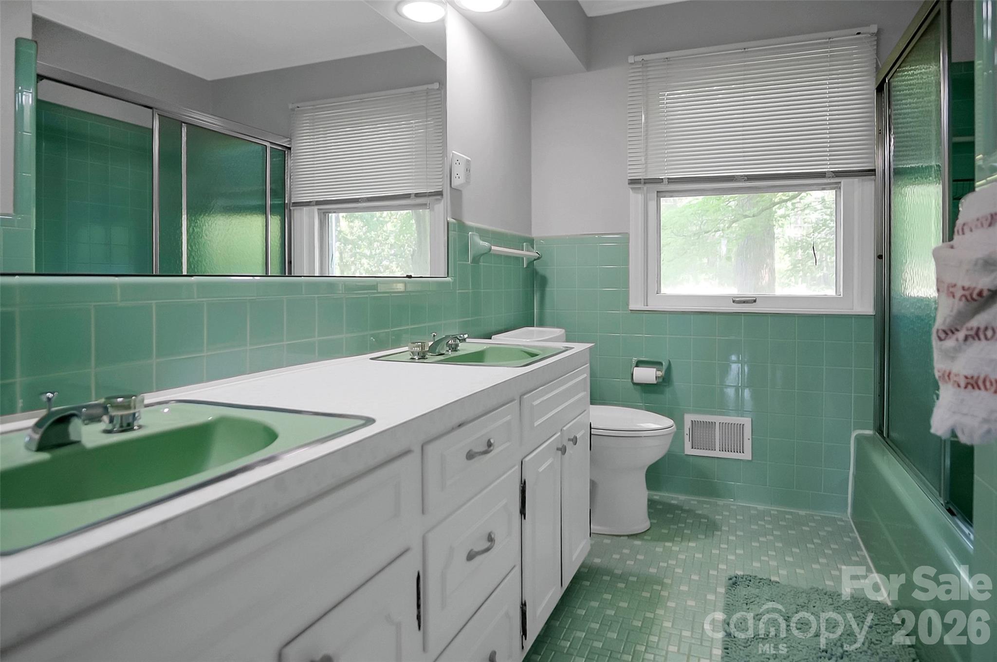 808 Old Mt Holly Road, Stanley, NC - photo 17 of 49
