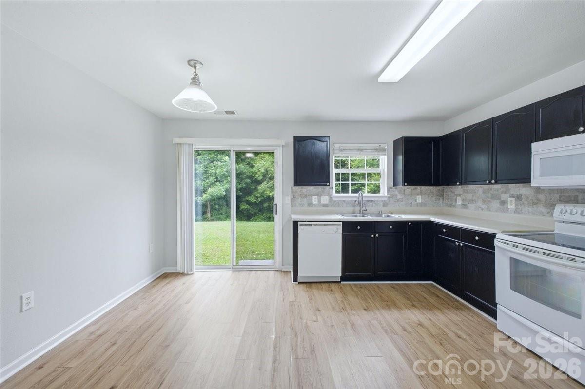 Photo 17 of 7143 Wandering Creek Drive, Charlotte, NC