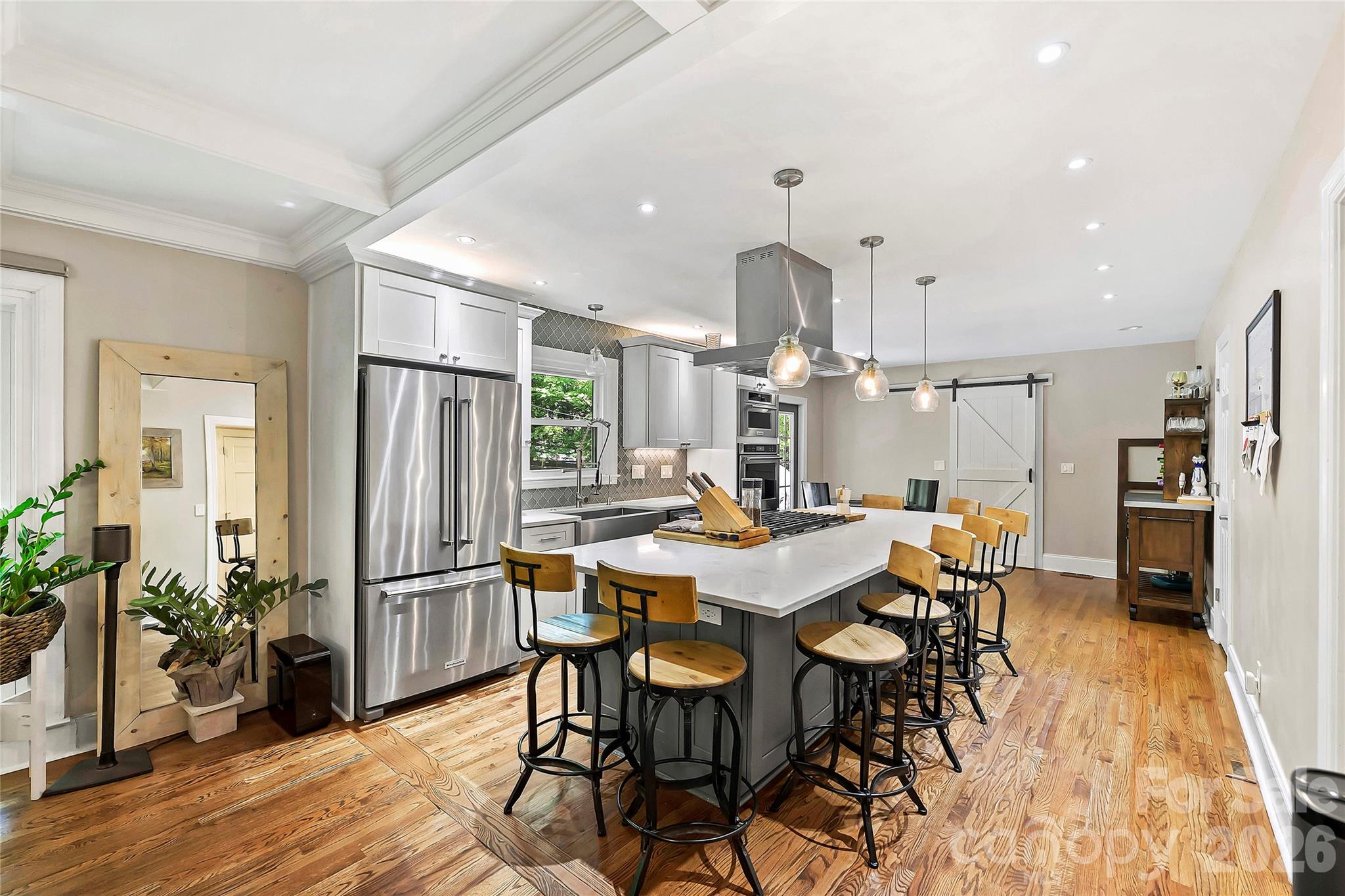 Photo 8 of 5525 Lancelot Drive, Charlotte, NC