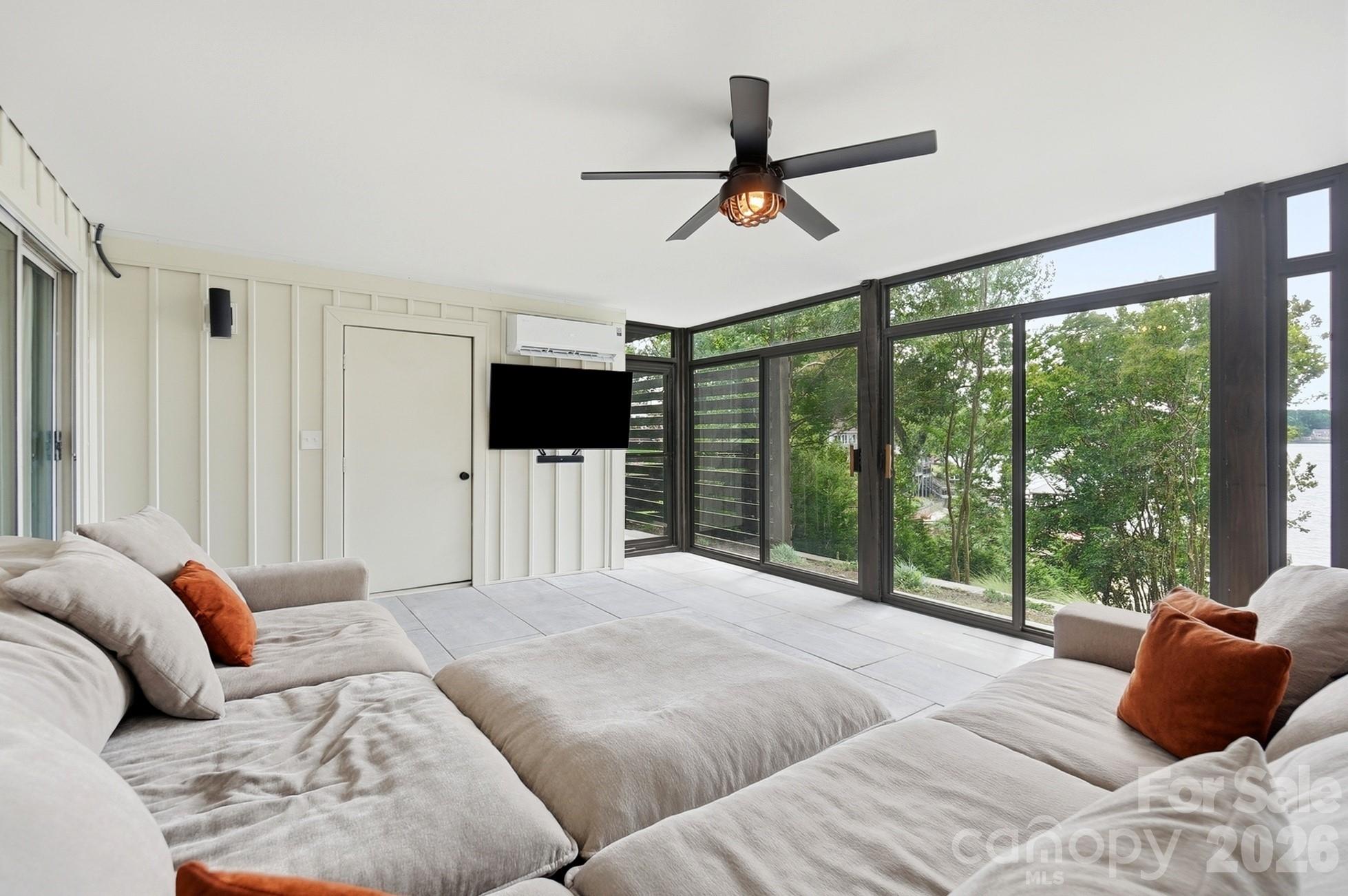Photo 42 of 31002 Executive Point, Tega Cay, SC