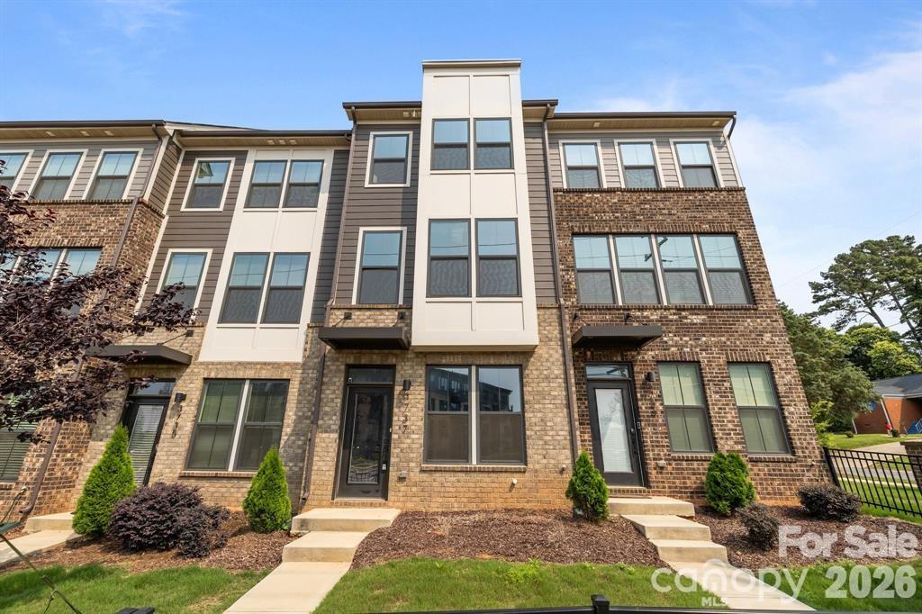 Photo 7 of 3737 S Tryon Street, Charlotte, NC