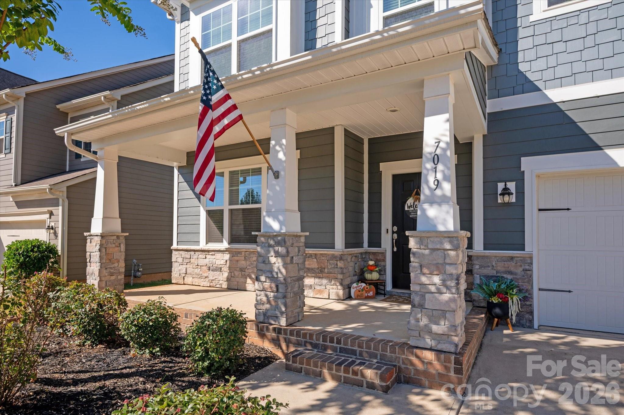 7019 Hamilton Mill Drive, Waxhaw, NC - photo 2 of 48
