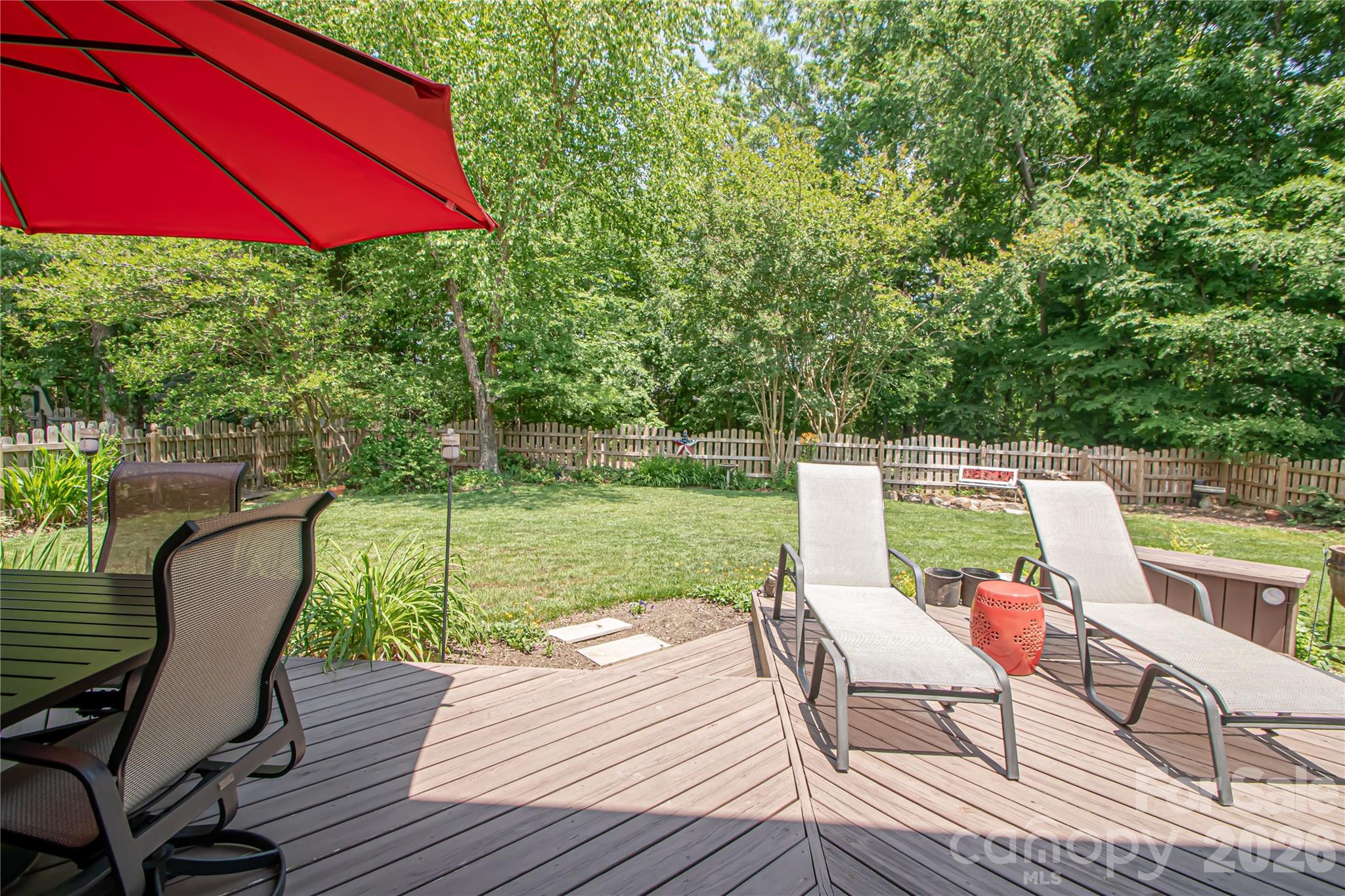 9301 Hanworth Trace Drive, Charlotte, NC - photo 7 of 42