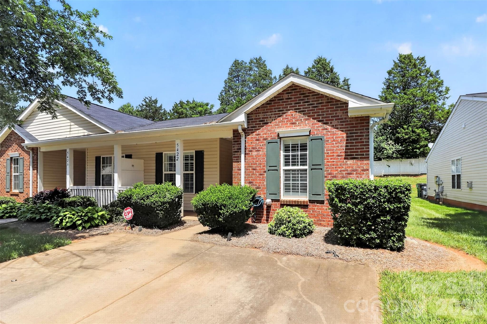 Home for sale at 5422 Harris Cove Drive, Charlotte, NC — photo 1 of 33