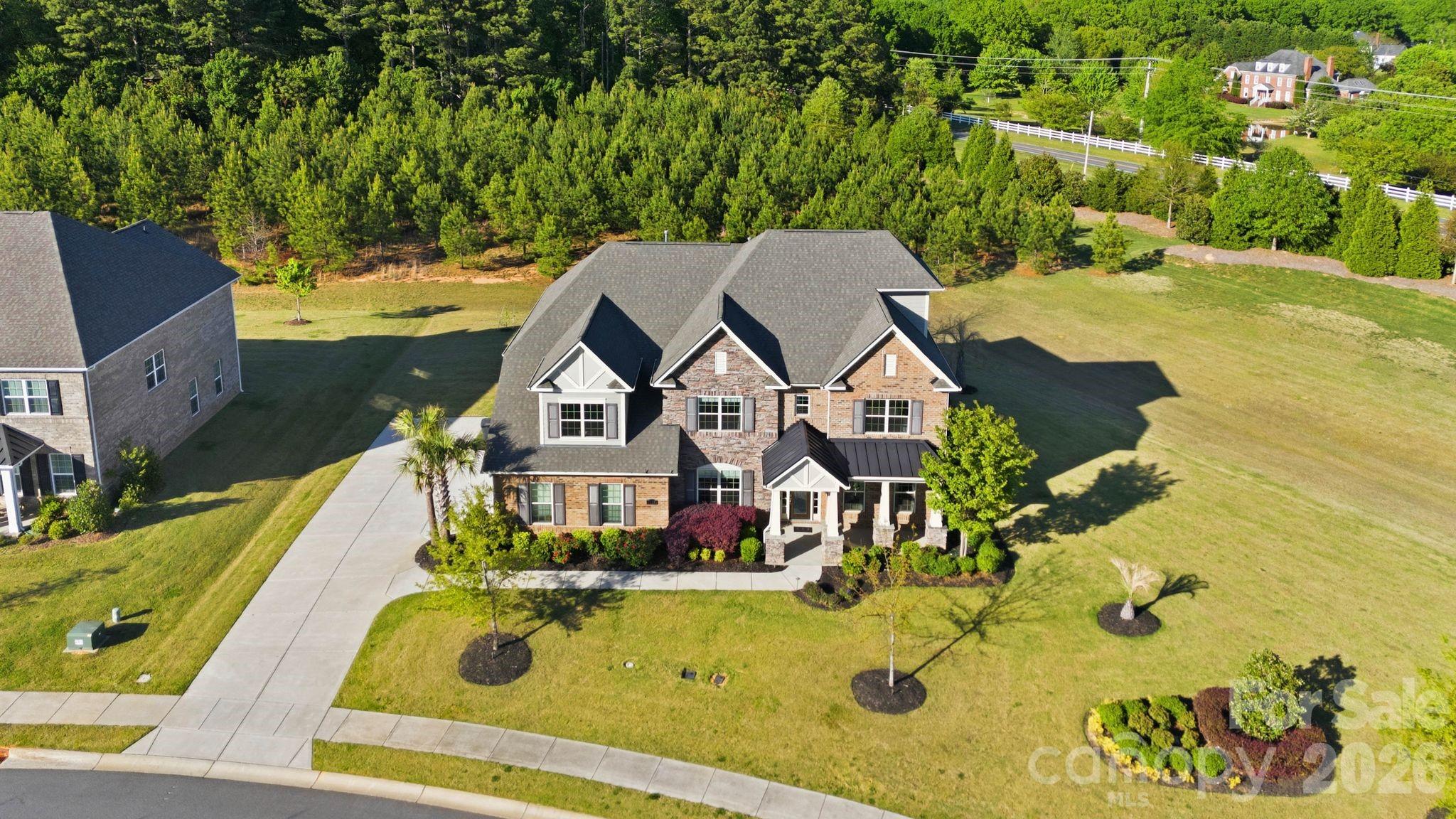 1020 Liggets Drive, Matthews, NC