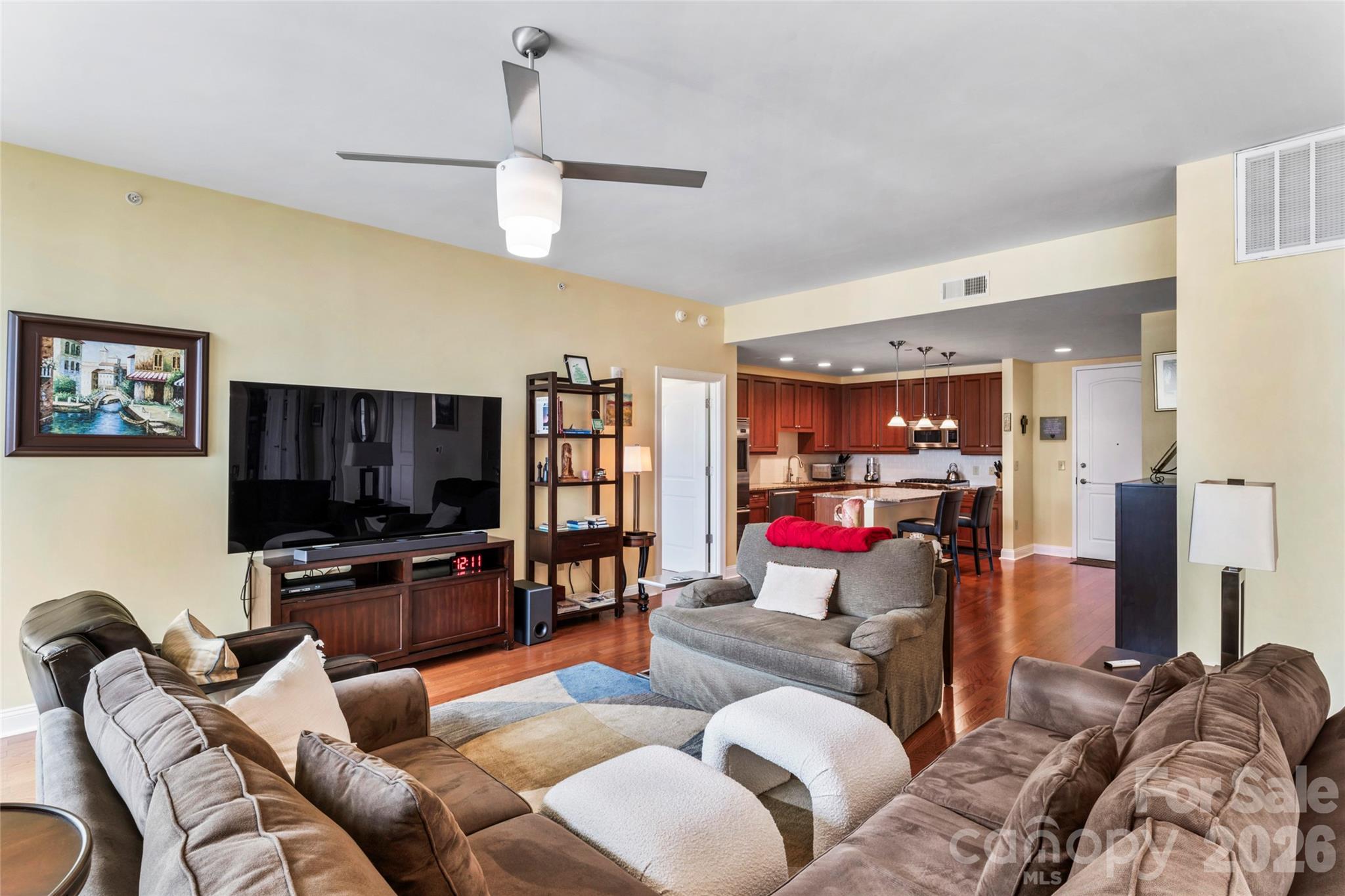 Photo 14 of 701 Royal Court1007, Charlotte, NC