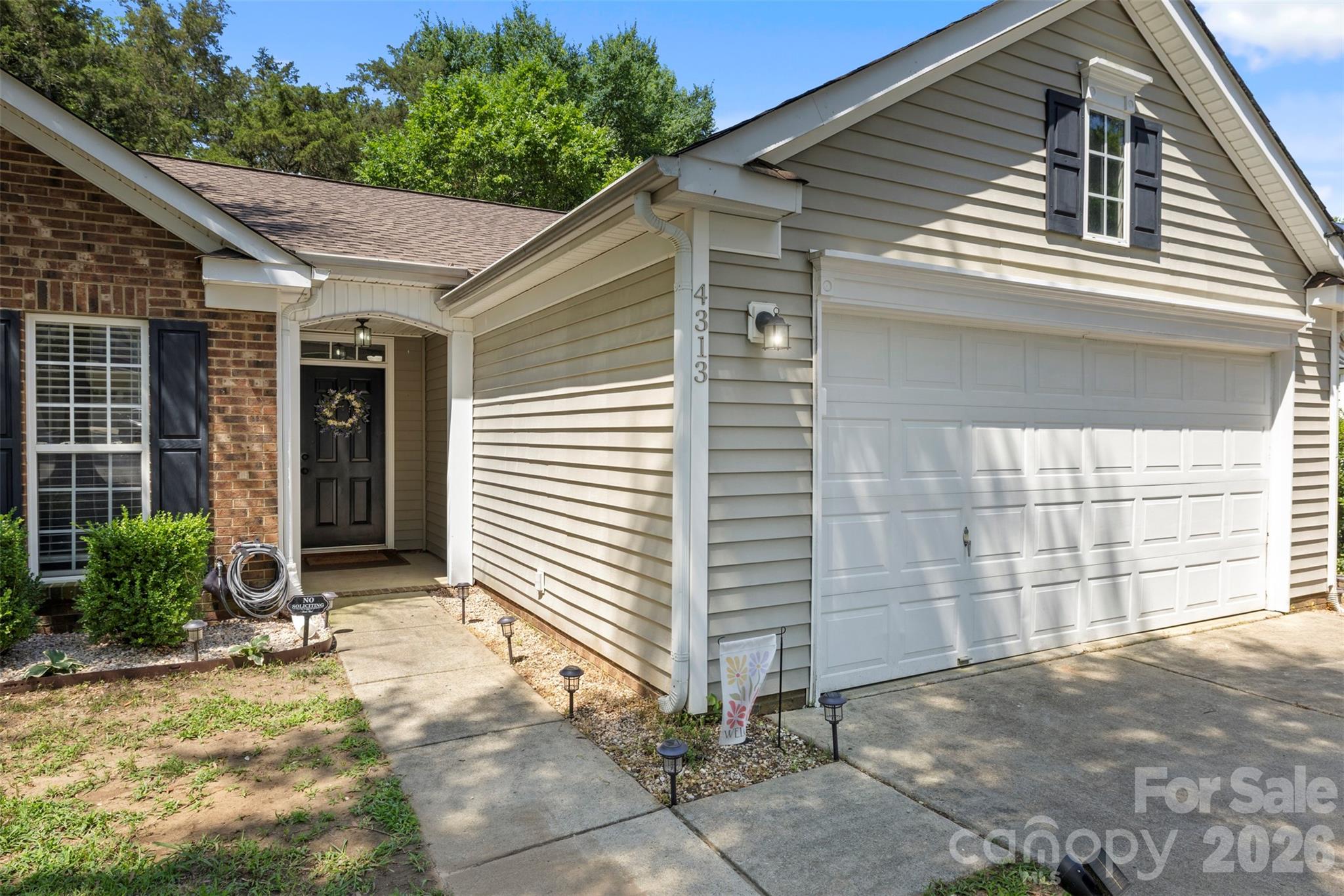 Photo 5 of 4313 Bubbling Brook Court, Charlotte, NC