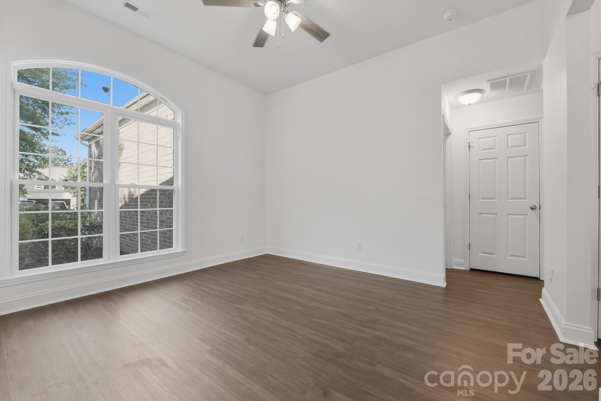 Photo 10 of 11518 Planters Estates Drive, Charlotte, NC