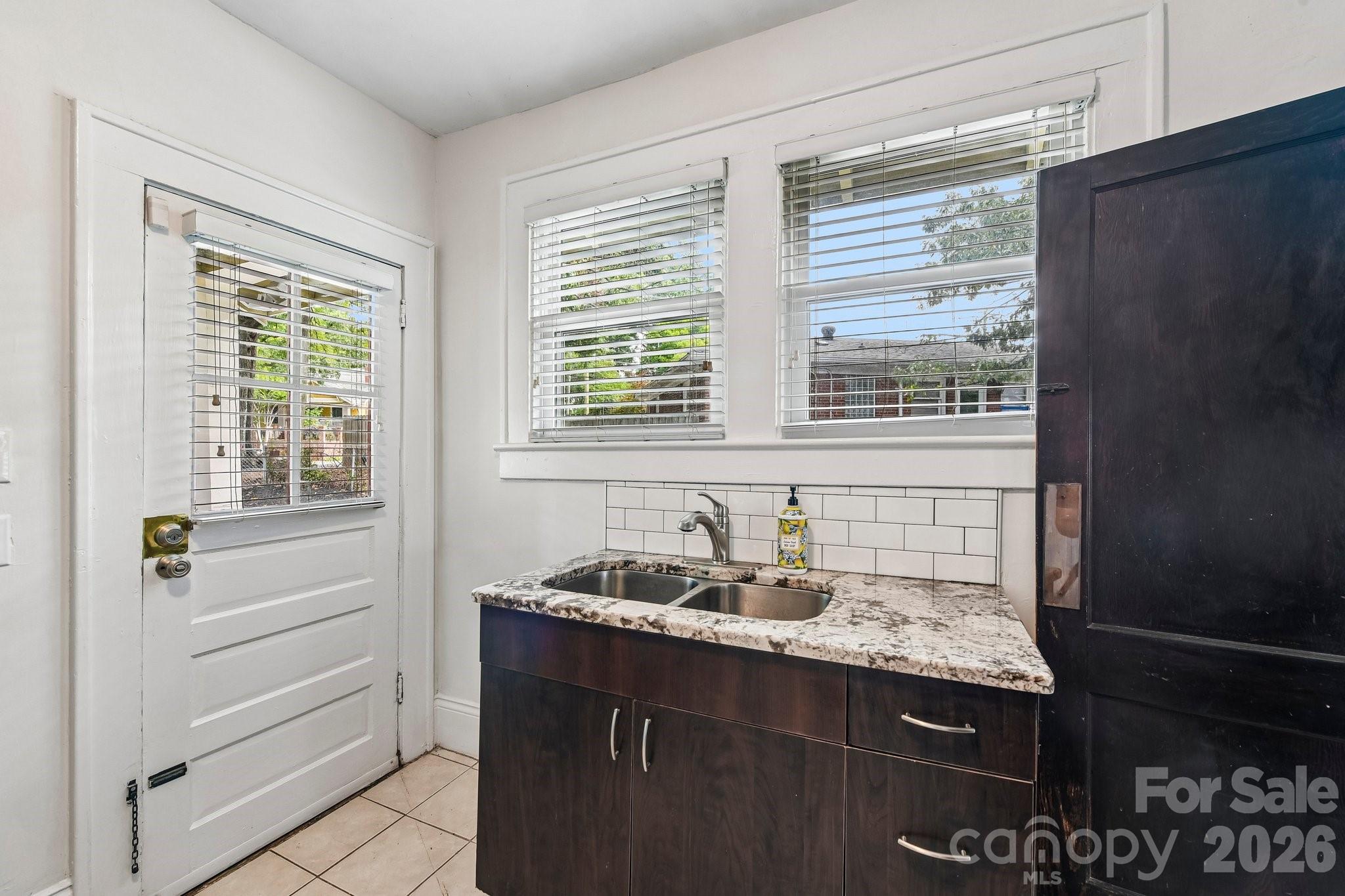 Photo 15 of 1612 S Tryon Street, Charlotte, NC