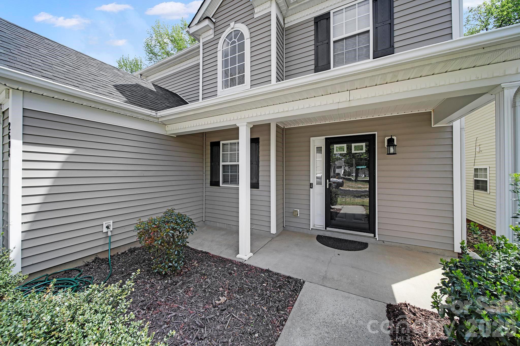 Photo 3 of 2604 Cochrane Drive, Charlotte, NC