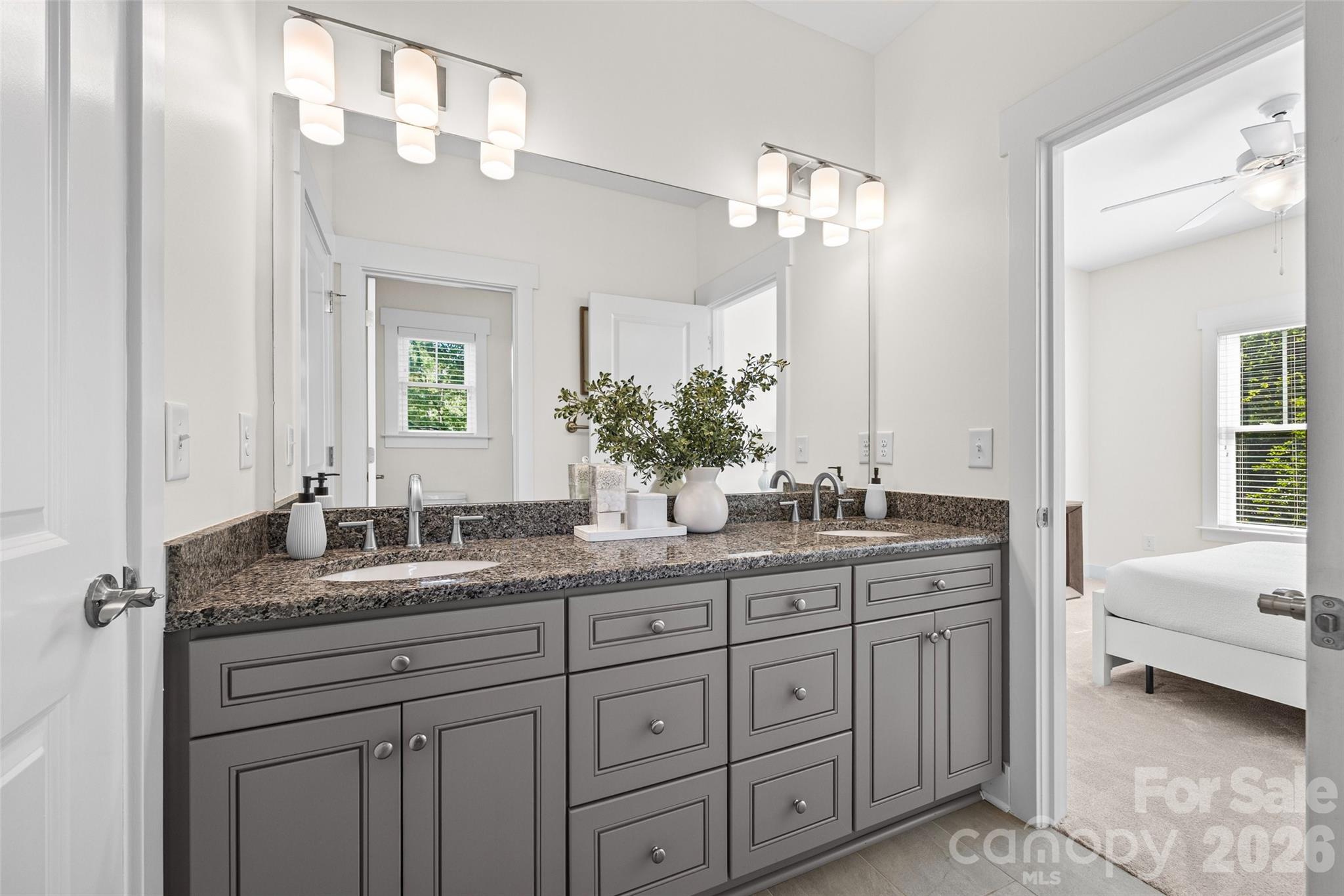Photo 20 of 2562 Roseview Lane, Charlotte, NC