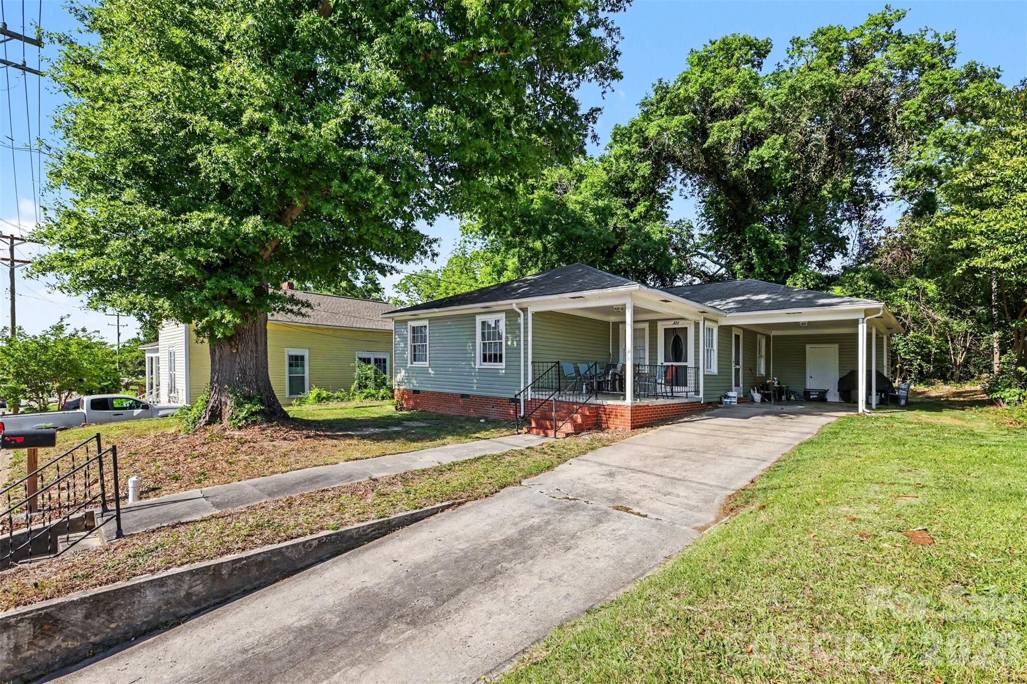 Photo 2 of 303 N White Street, Lancaster, SC