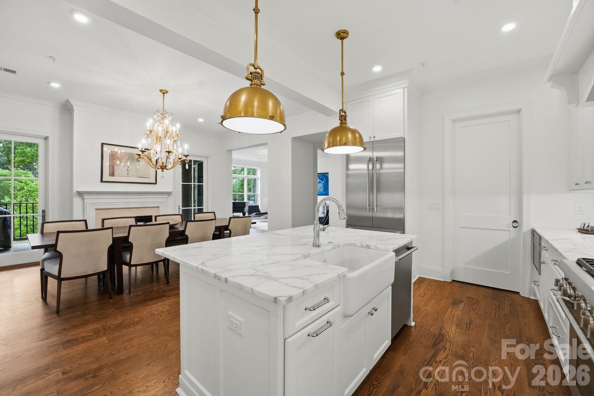 Photo 16 of 2312 Selwyn Avenue202, Charlotte, NC
