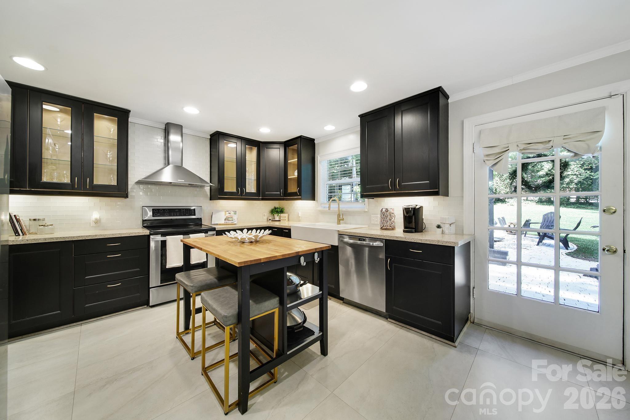 Photo 10 of 6418 Teague Lane, Charlotte, NC