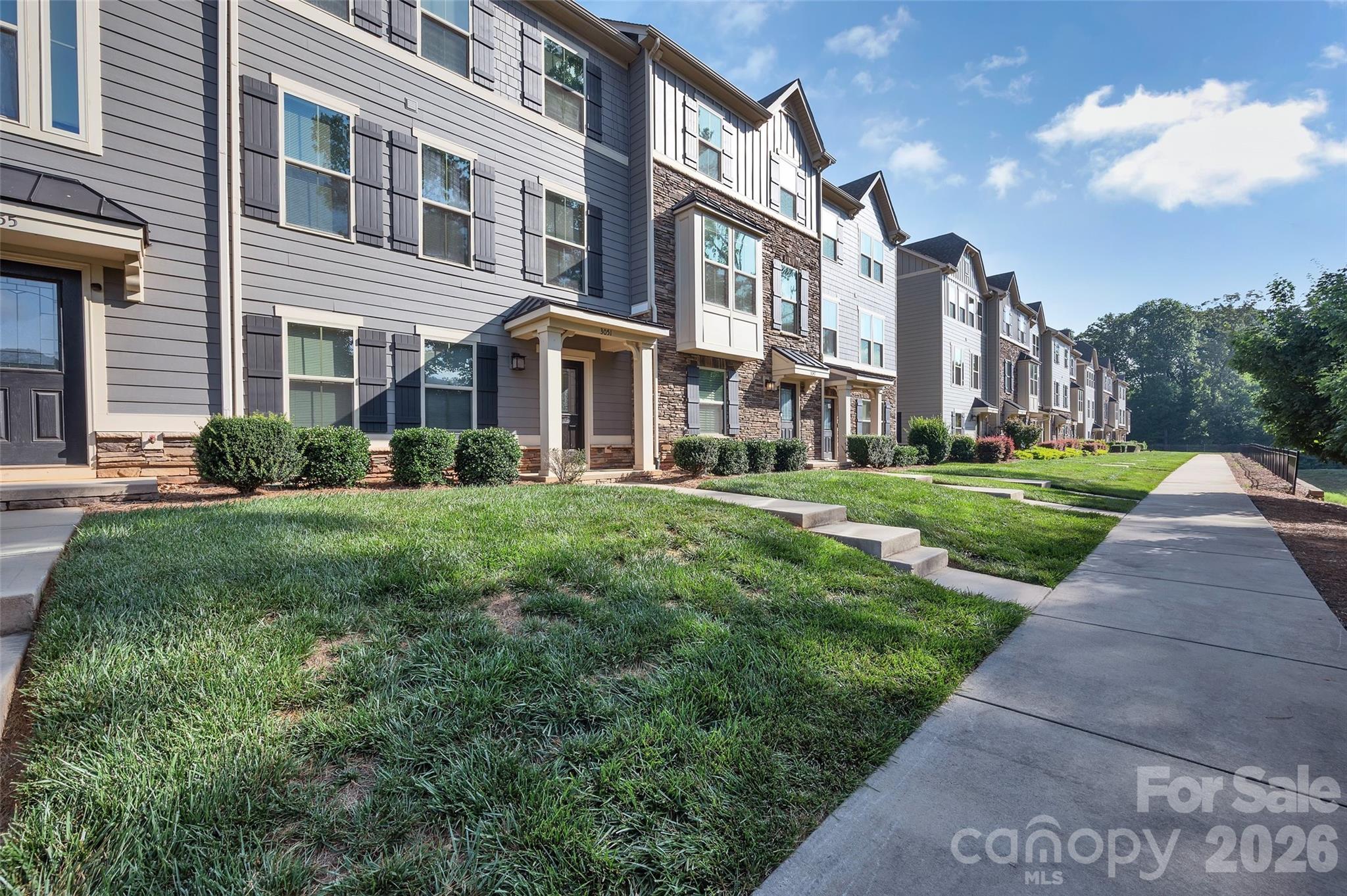 Photo 2 of 3051 Salix Bend Drive, Charlotte, NC