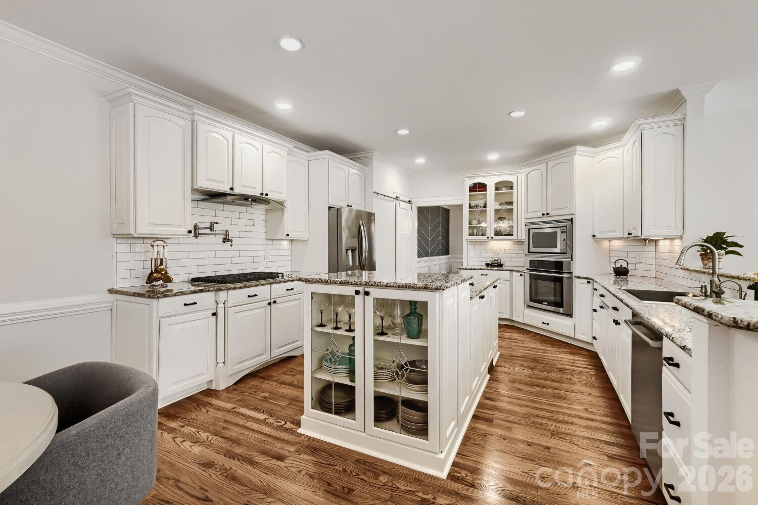 Photo 10 of 6605 Saunton Court, Charlotte, NC